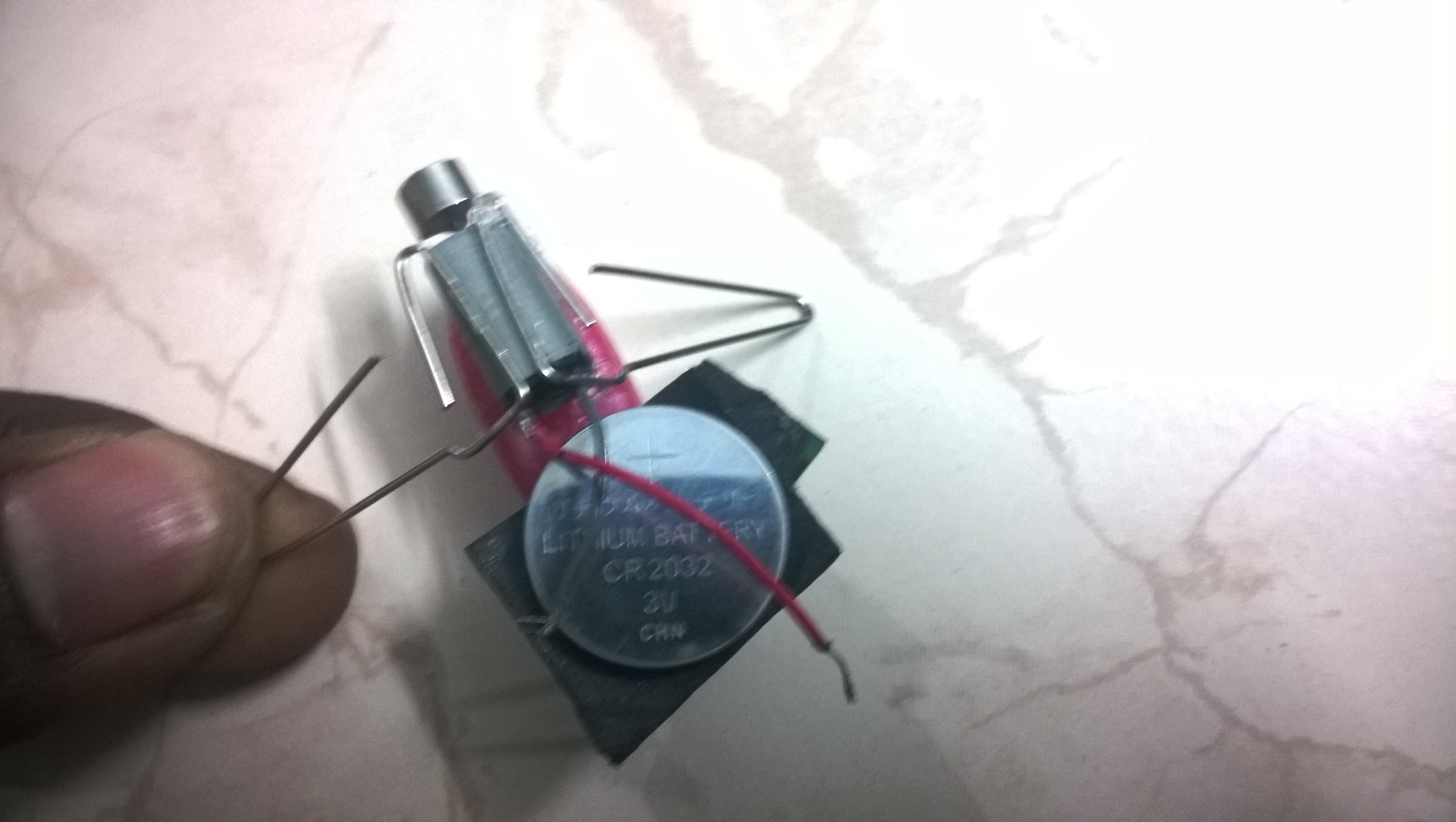 Bristle Bot Version 2 : 4 Steps - Instructables