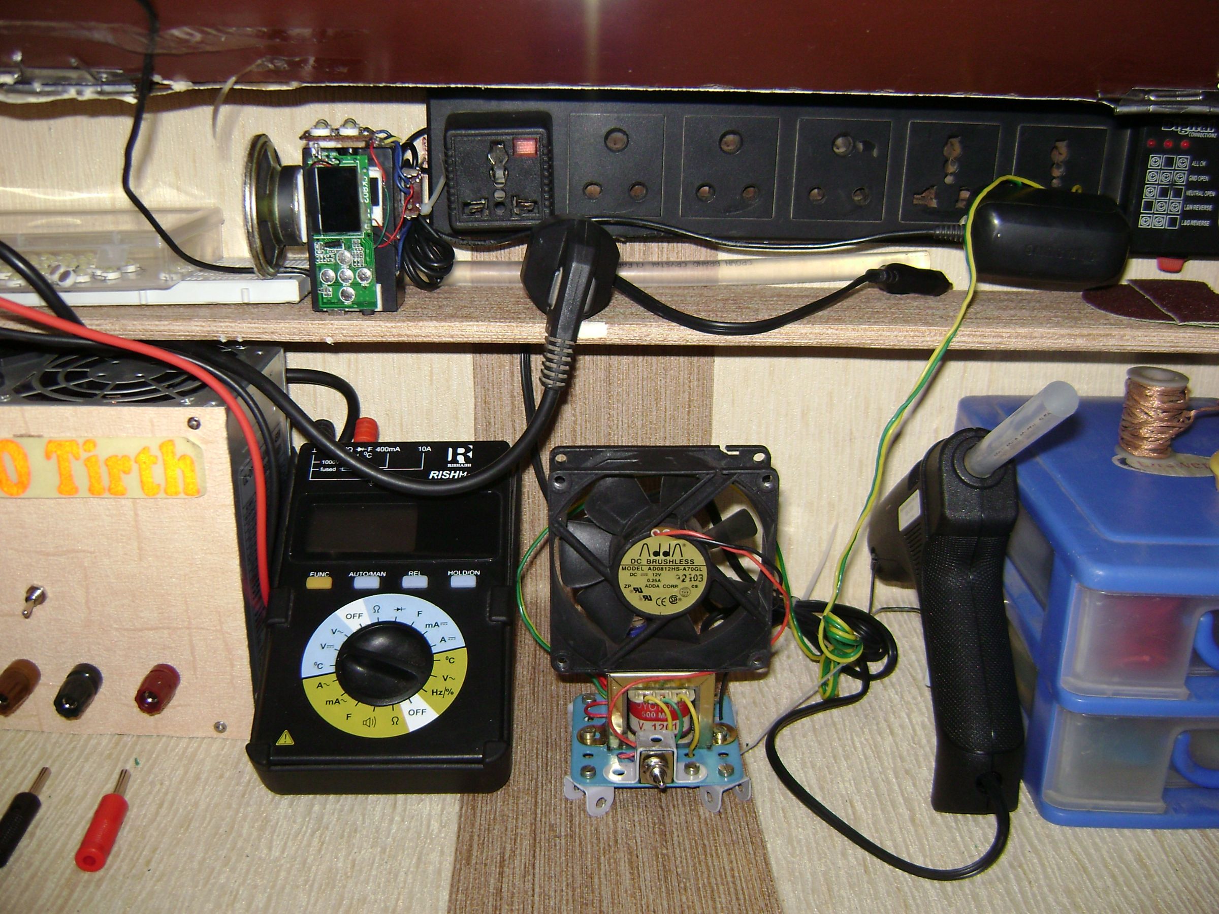 Portable Electronics Workstation / Workshop : 12 Steps - Instructables