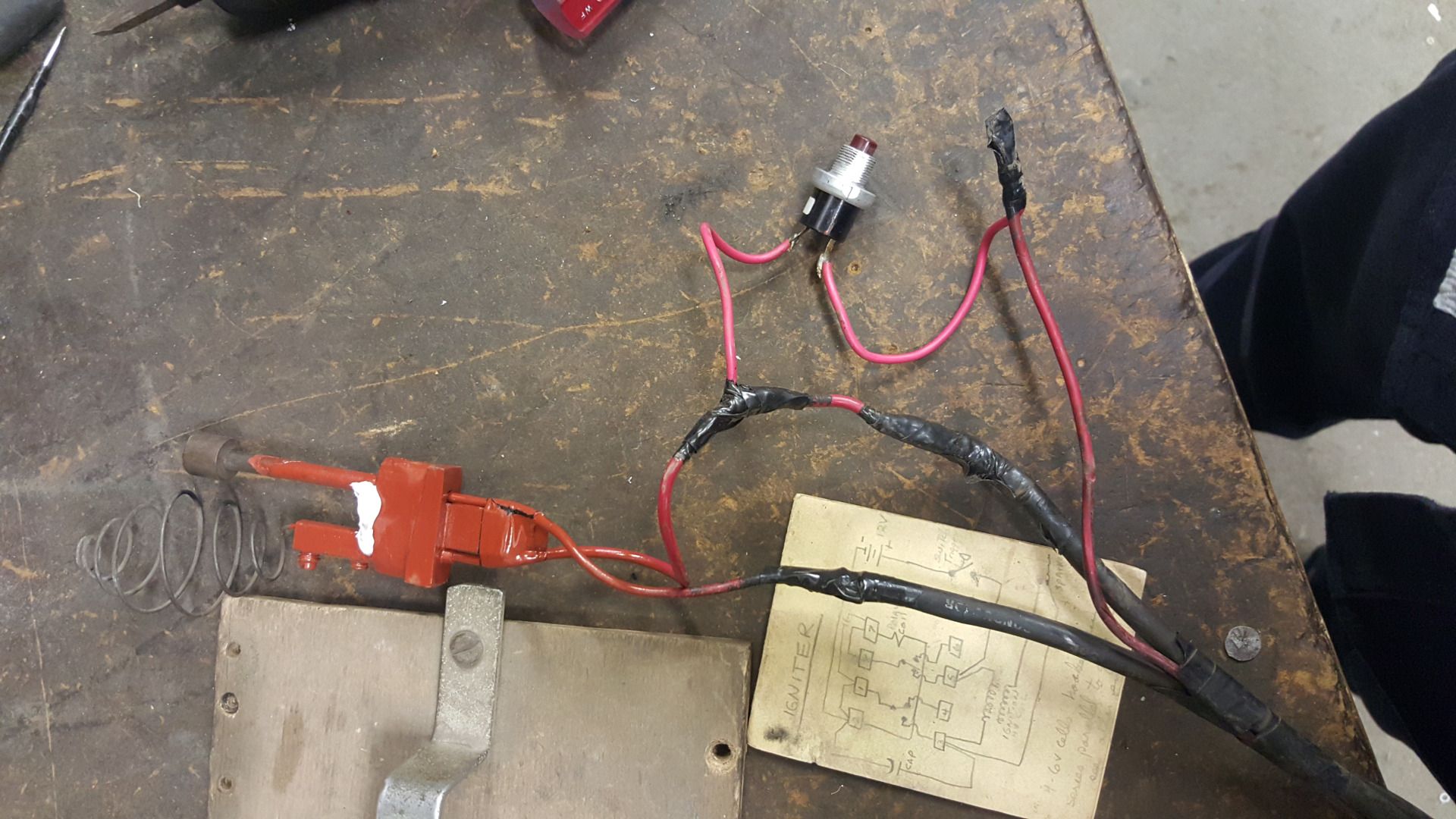 Spark Gun : 4 Steps - Instructables