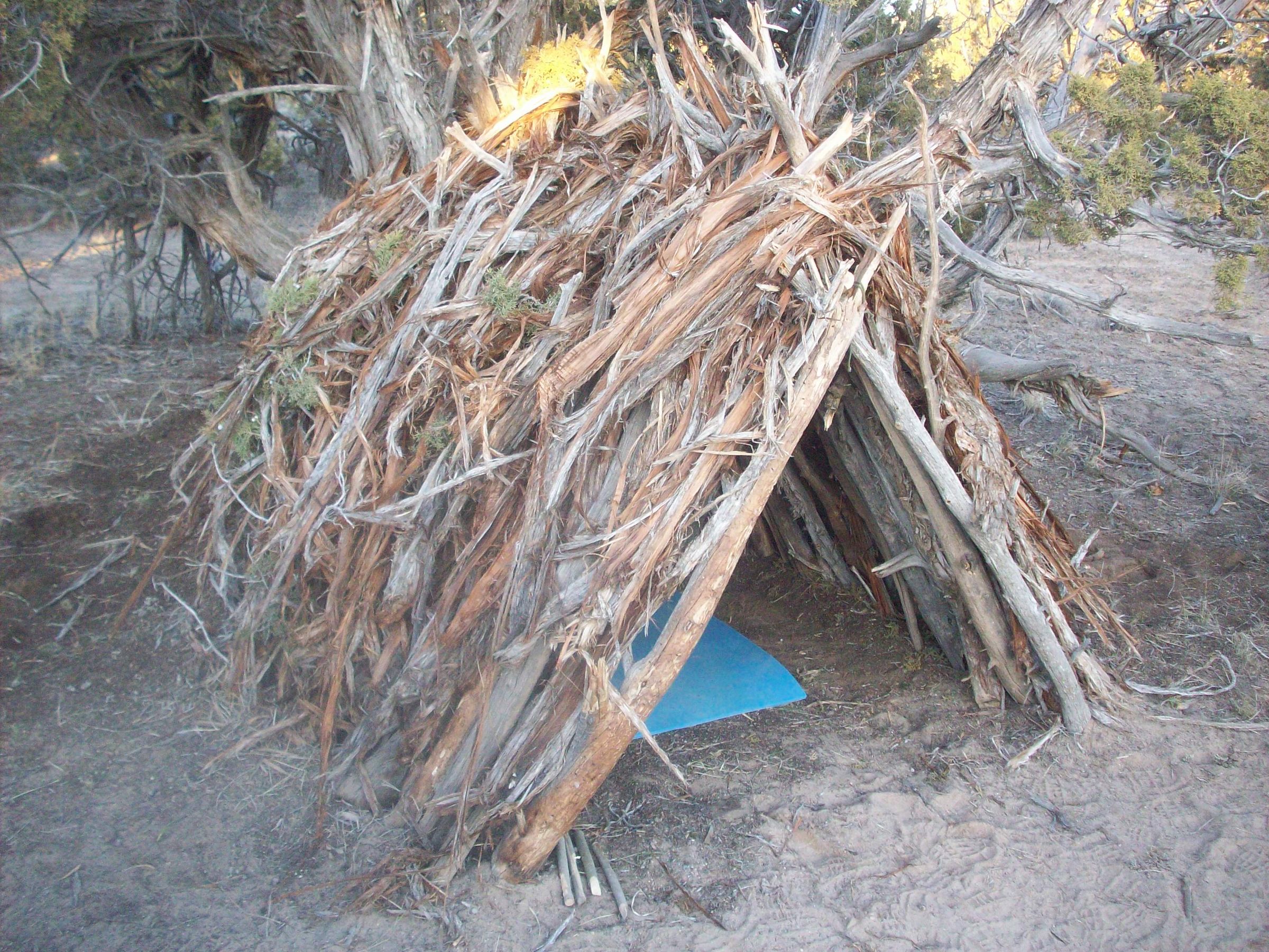 A-frame Survival Shelter : 4 Steps (with Pictures) - Instructables
