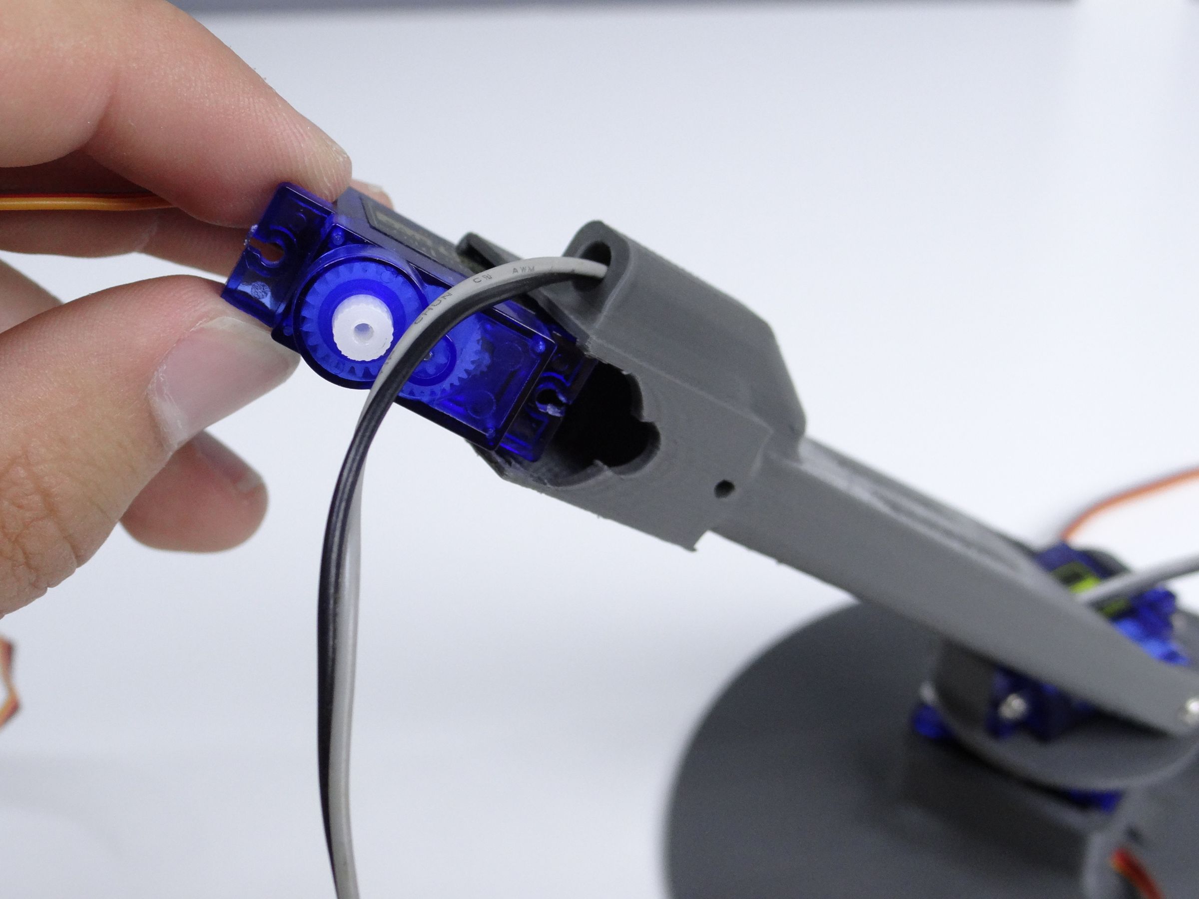 Bluetooth Voice Controlled Moving Lamp : 16 Steps (with Pictures ...