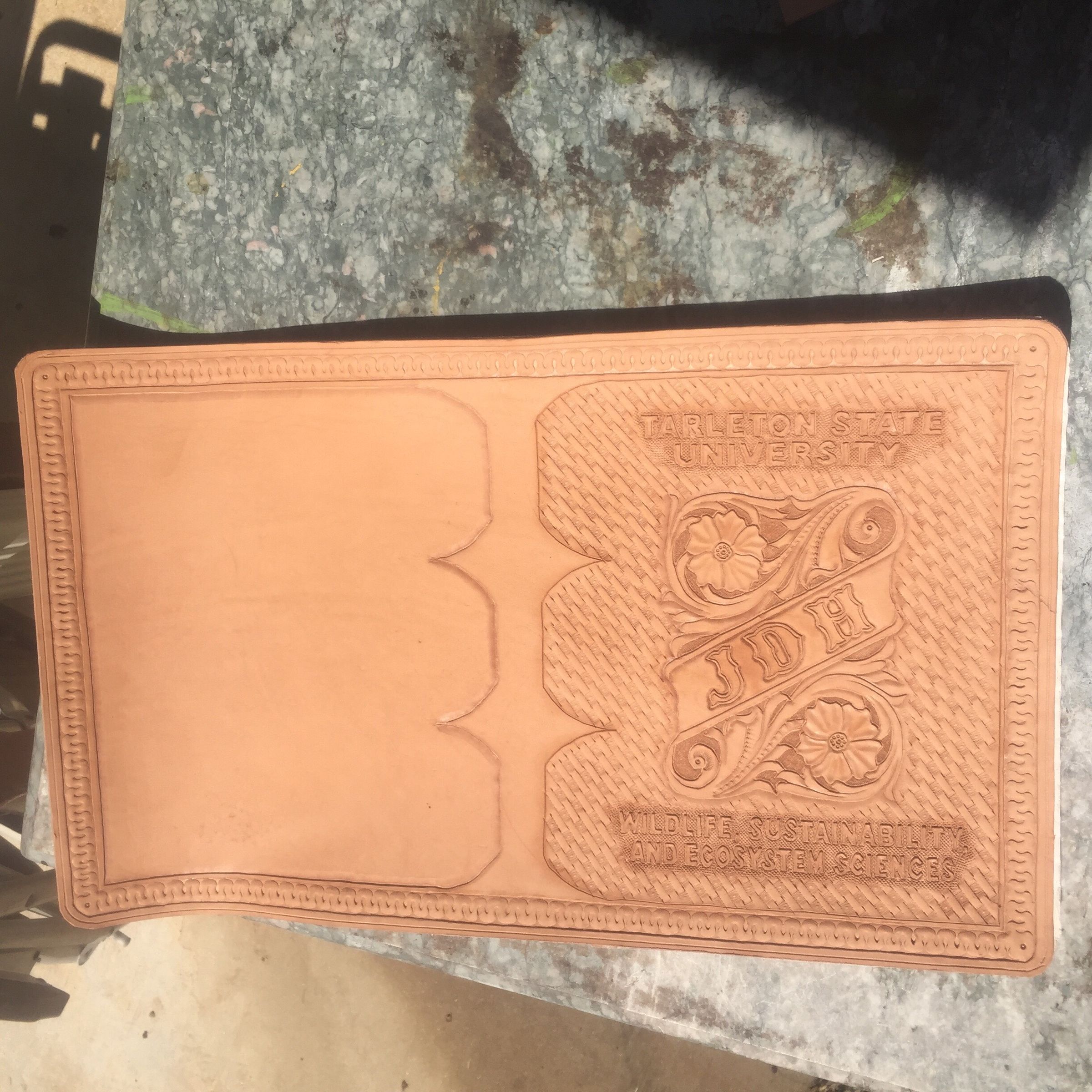 Handcrafted Custom Leather Portfolio : 11 Steps (with Pictures ...