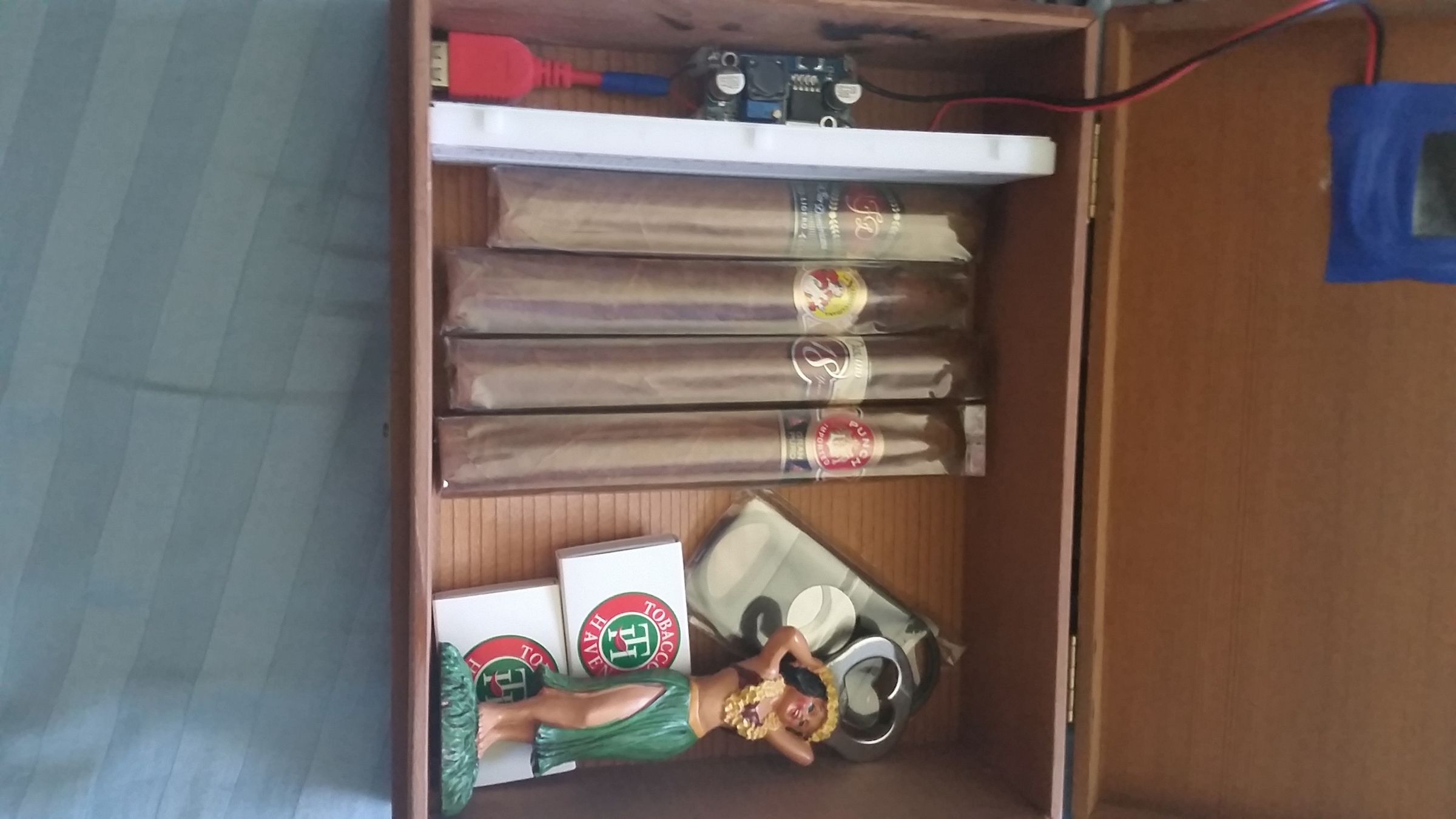 Portable Solar-Powered USB Charger/Cigar Box : 8 Steps (with Pictures ...