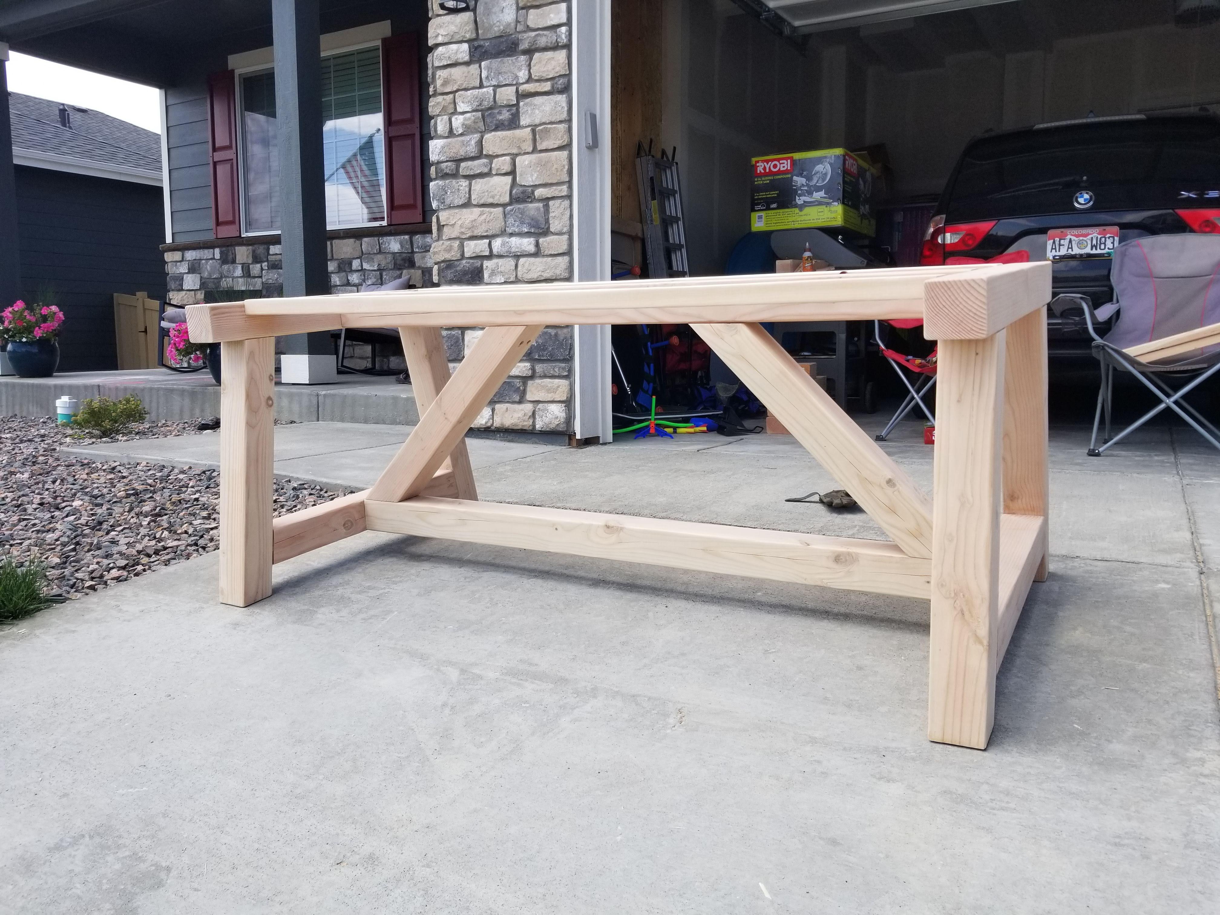 A Rustic Concrete Table : 6 Steps (with Pictures) - Instructables