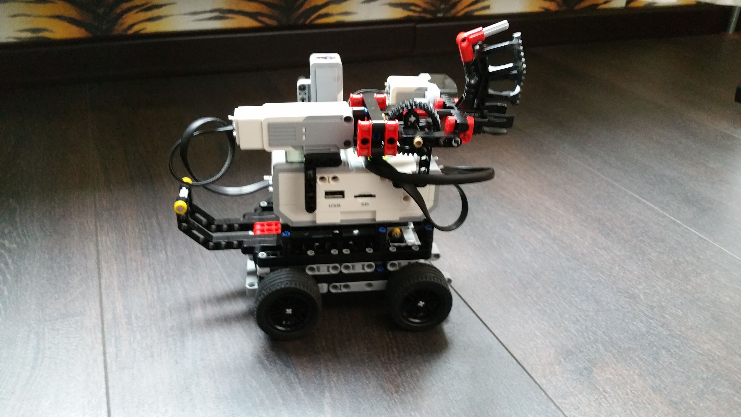 S3NTRY: a LEGO Mindstorms Robot Sentry Turret : 4 Steps - Instructables