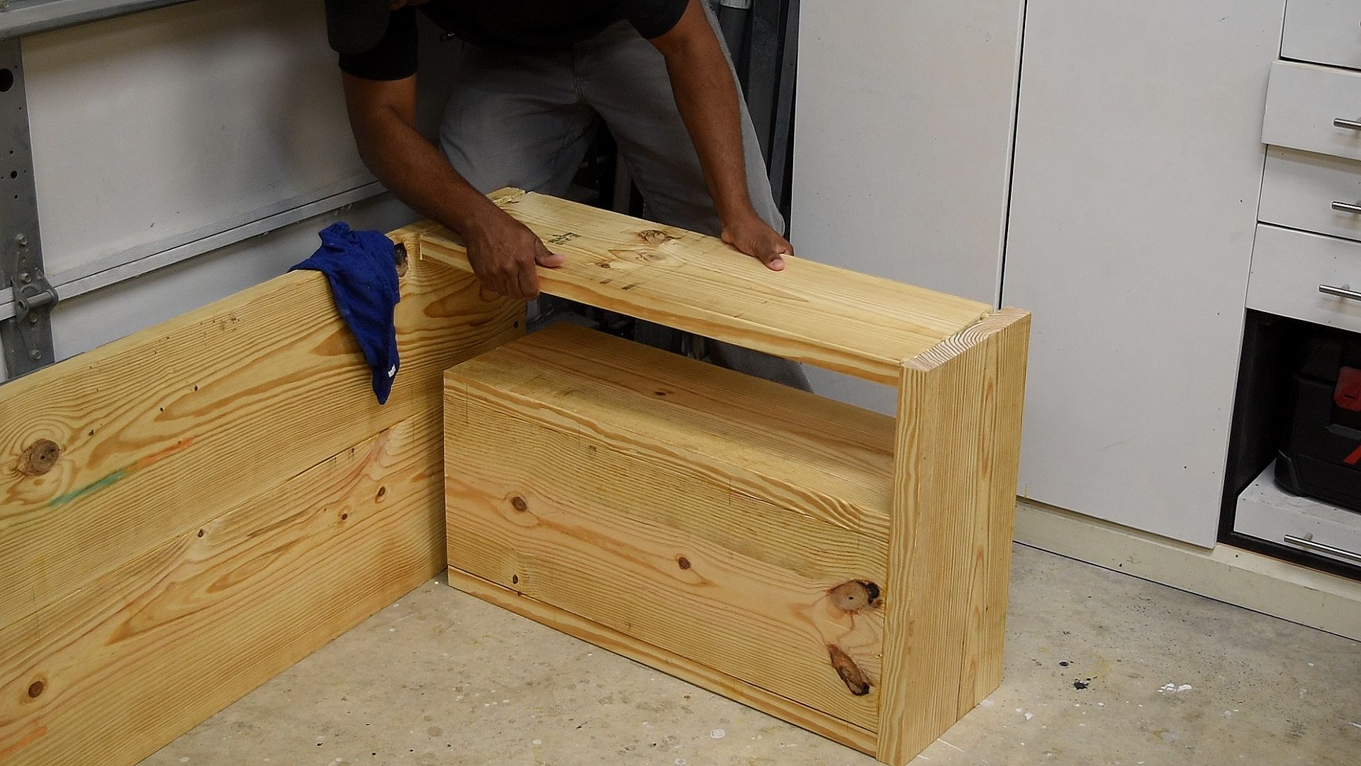 How to Make a SOFA That Turns Into a BED : 10 Steps (with Pictures ...