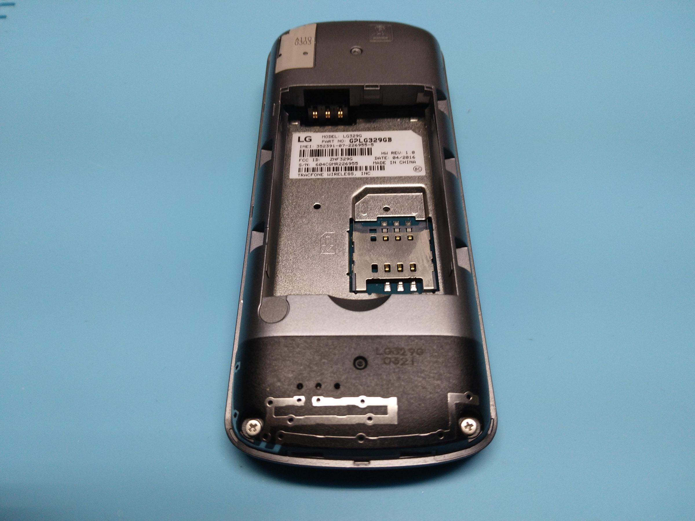 Obsolete Cellphone Remotely Controlled Switch : 8 Steps - Instructables