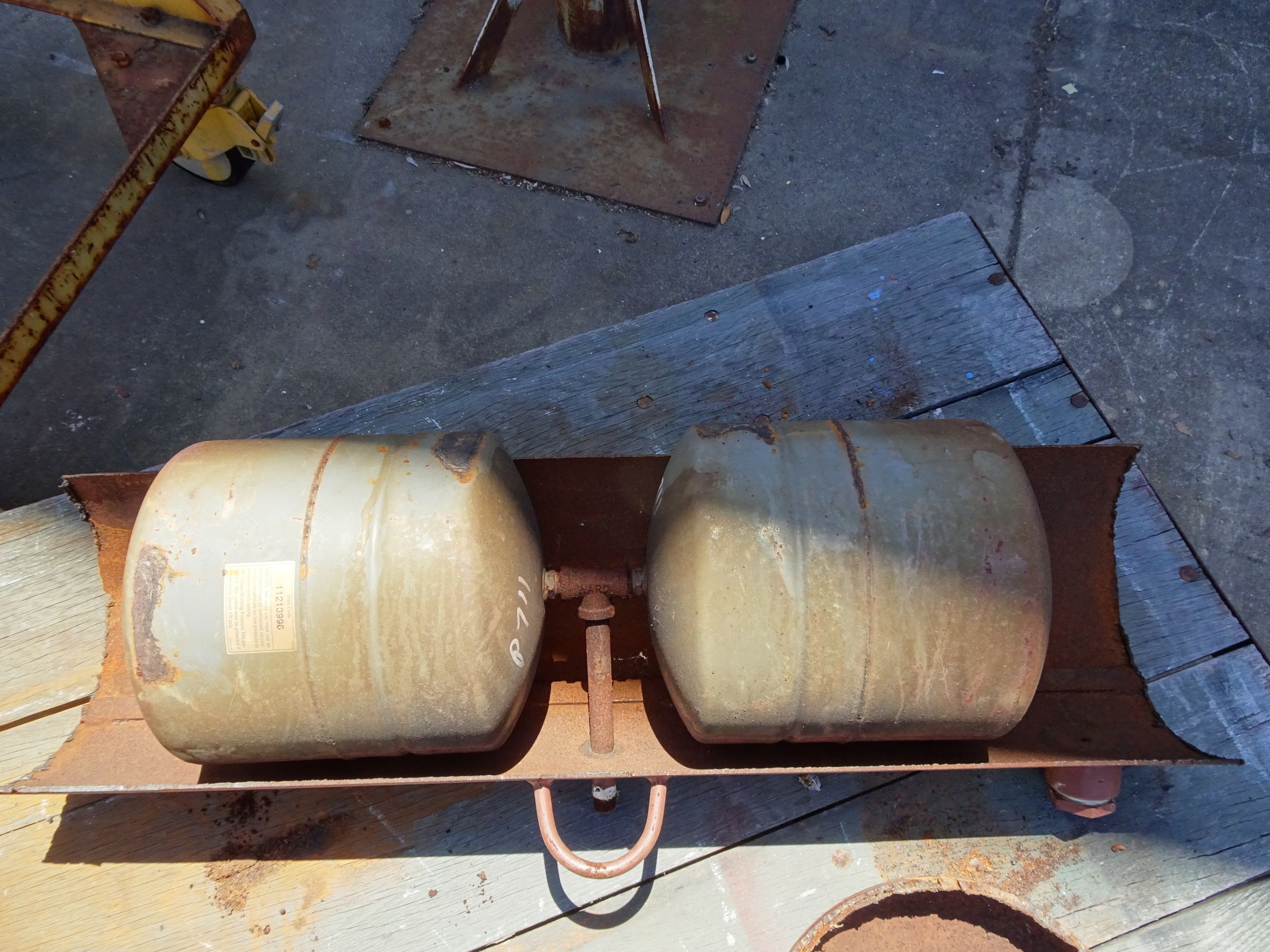 Upcycled Tank Planter : 9 Steps (with Pictures) - Instructables