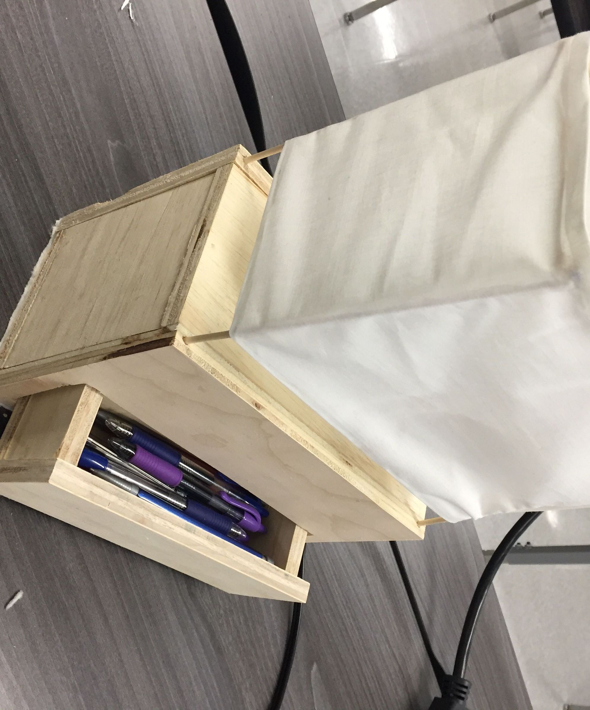 Desk Lamp : 8 Steps - Instructables