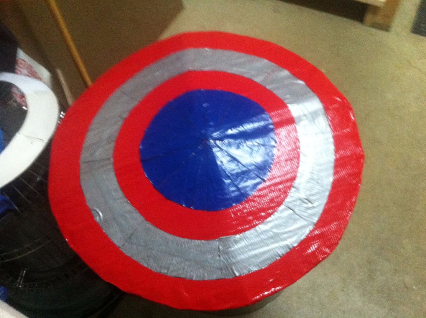 How to Make a Captain America Shield Out of Cardboard and Duct Tape ...