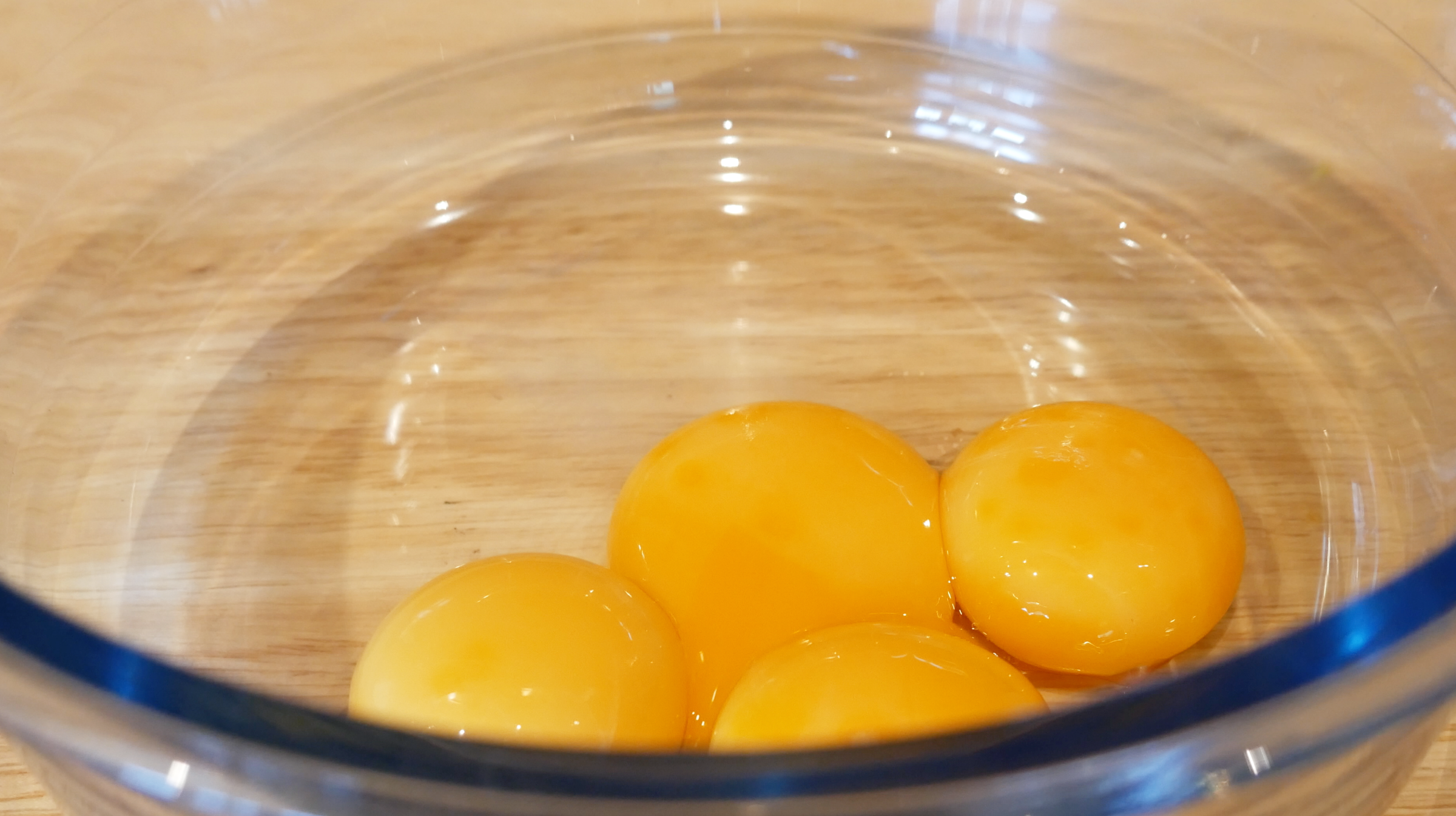 BANOFFEE BANANA SPLIT PUDDING IN CHOCOLATE BALLOON BOWLS : 5 Steps ...