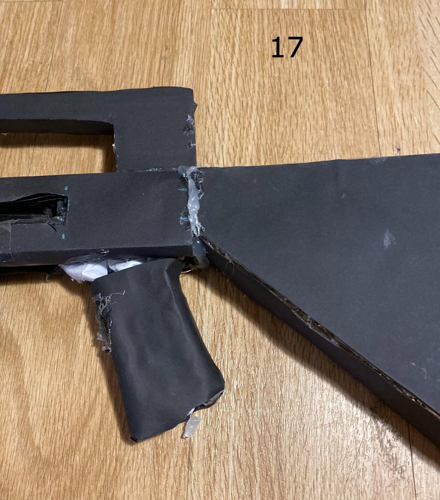 Making a Realistic M-16 Model Out of Paper : 7 Steps - Instructables