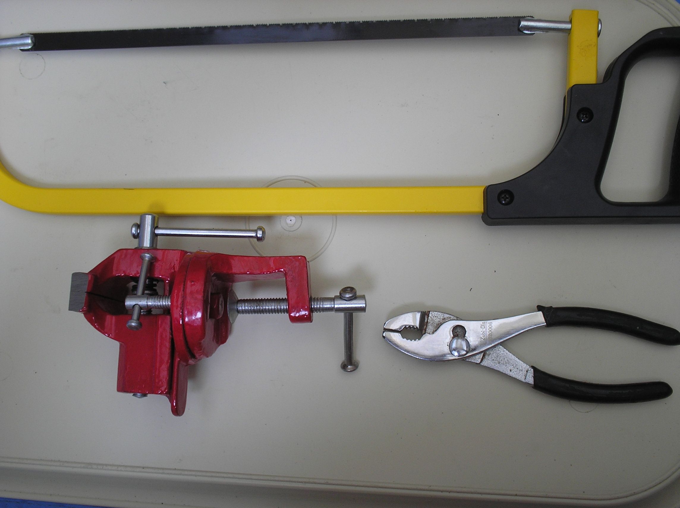 DIY Prototypes (robots or Art Design), With Homemade Pieces (recycling ...