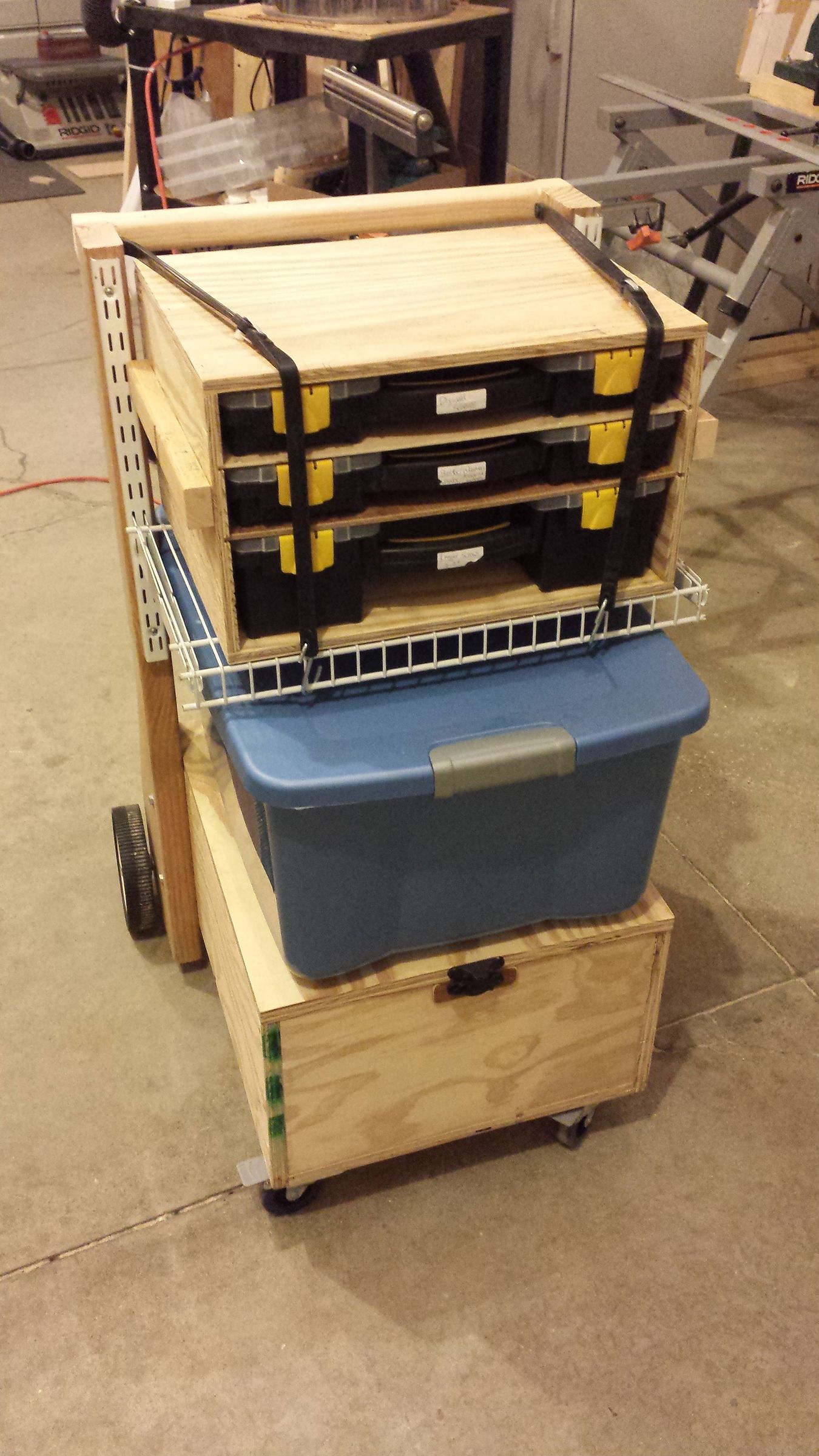 Mobile Toolbox and Work Station : 5 Steps - Instructables