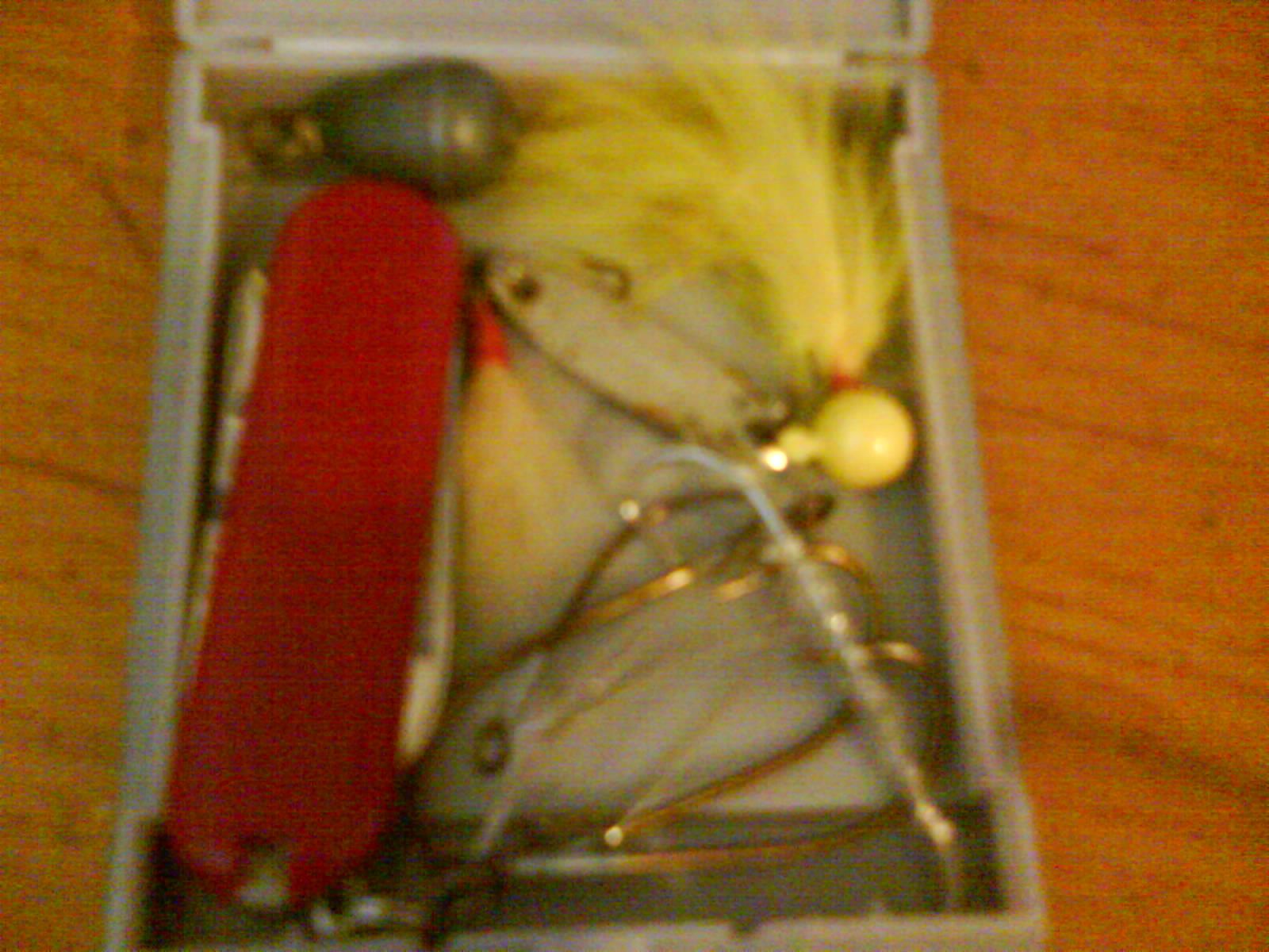 Mini Fishing Kit : 3 Steps - Instructables