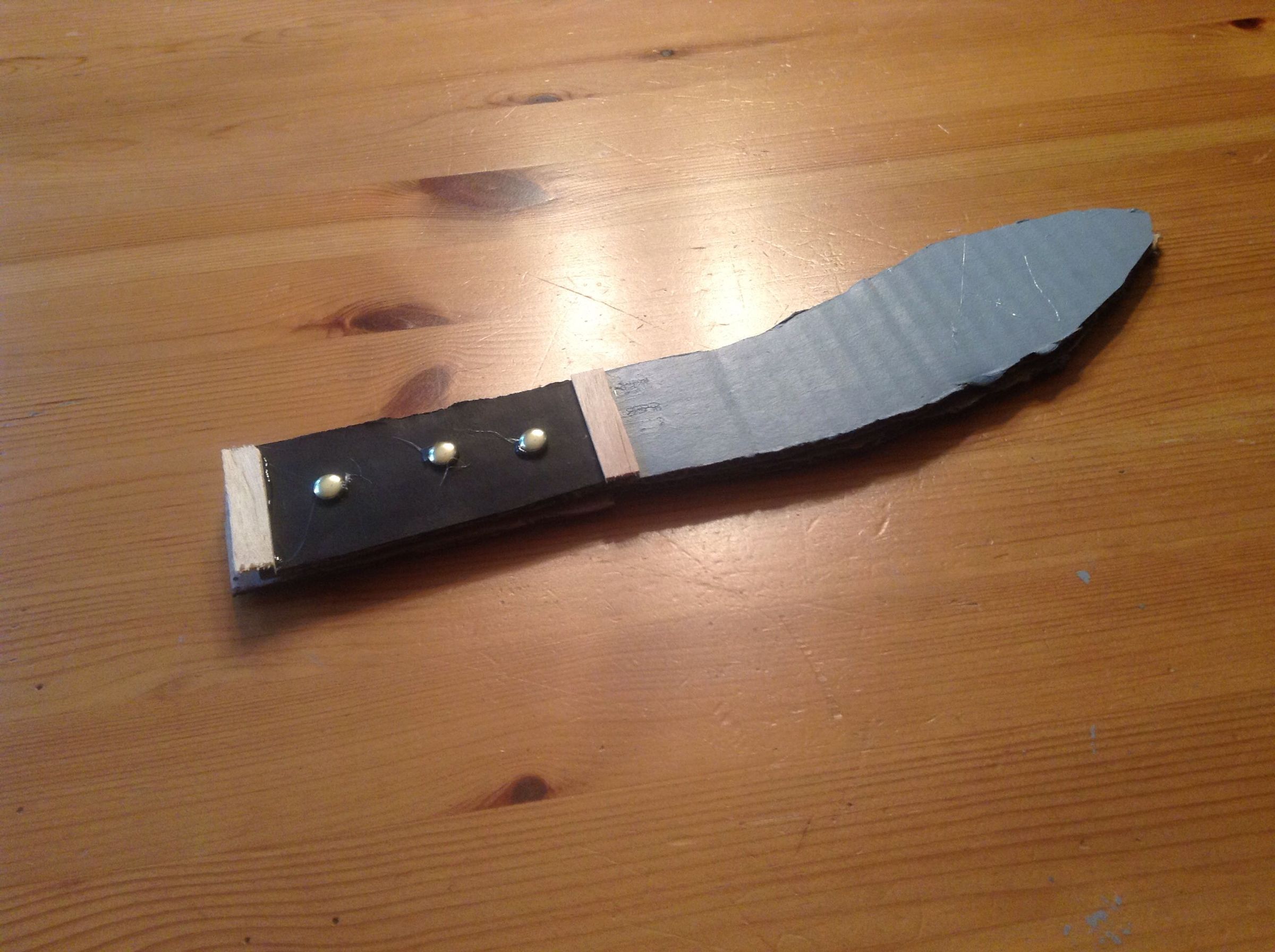 Cardboard Pirate Knife : 12 Steps - Instructables