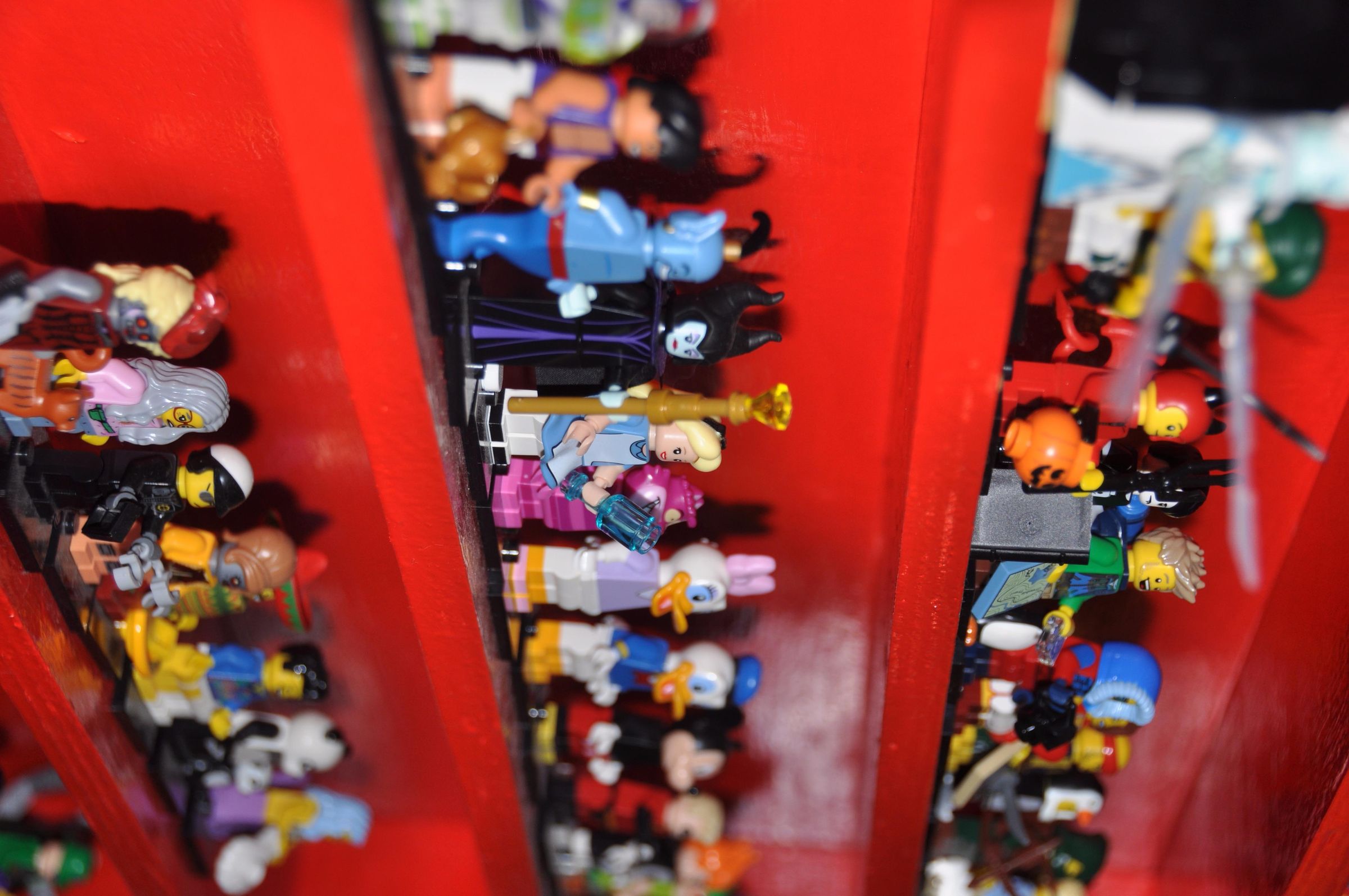 Lego Minifig Shelf : 5 Steps (with Pictures) - Instructables