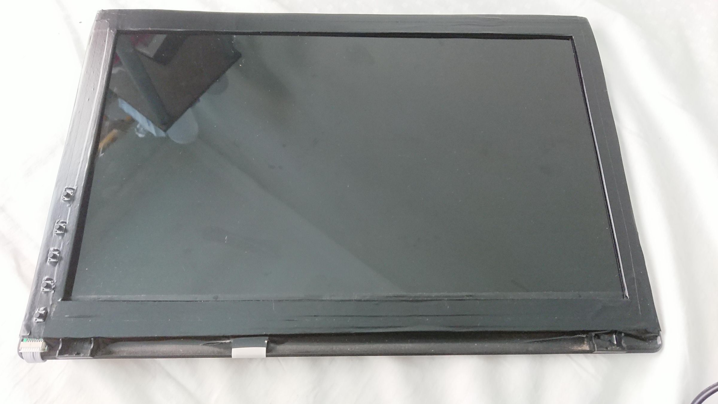 Repurposed Laptop Monitor Version 2.0 : 5 Steps - Instructables