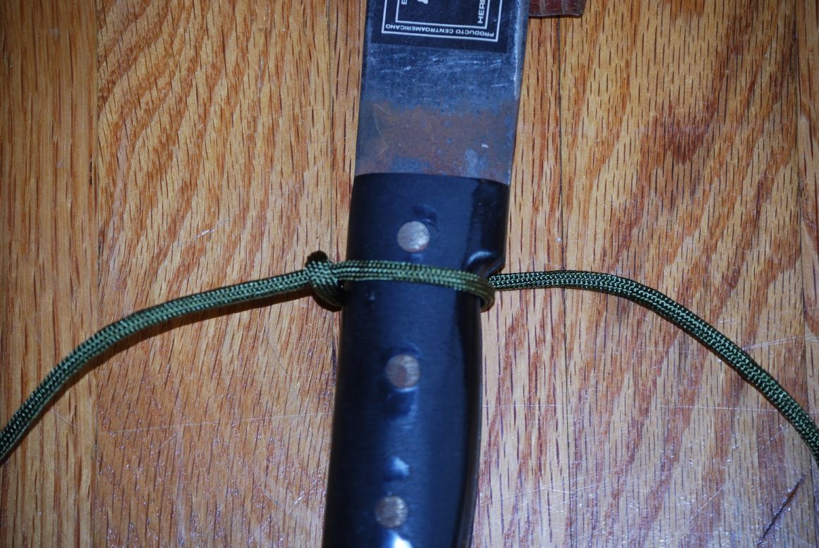 How to Wrap a Knife Handle With Paracord : 6 Steps (with Pictures ...