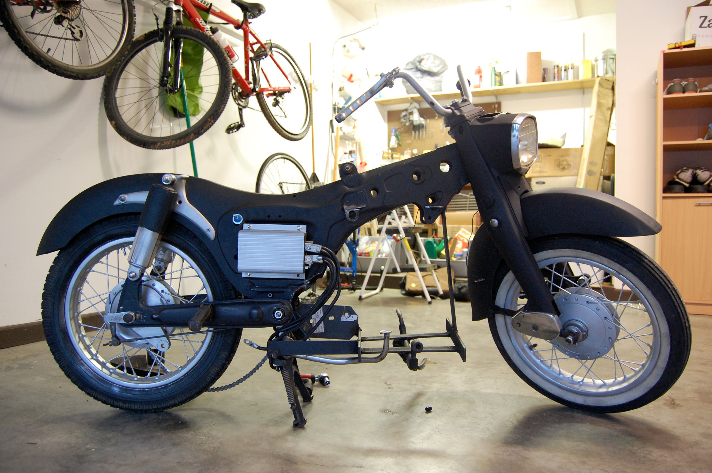 Build an Electric Motorcycle on a Budget : 4 Steps - Instructables