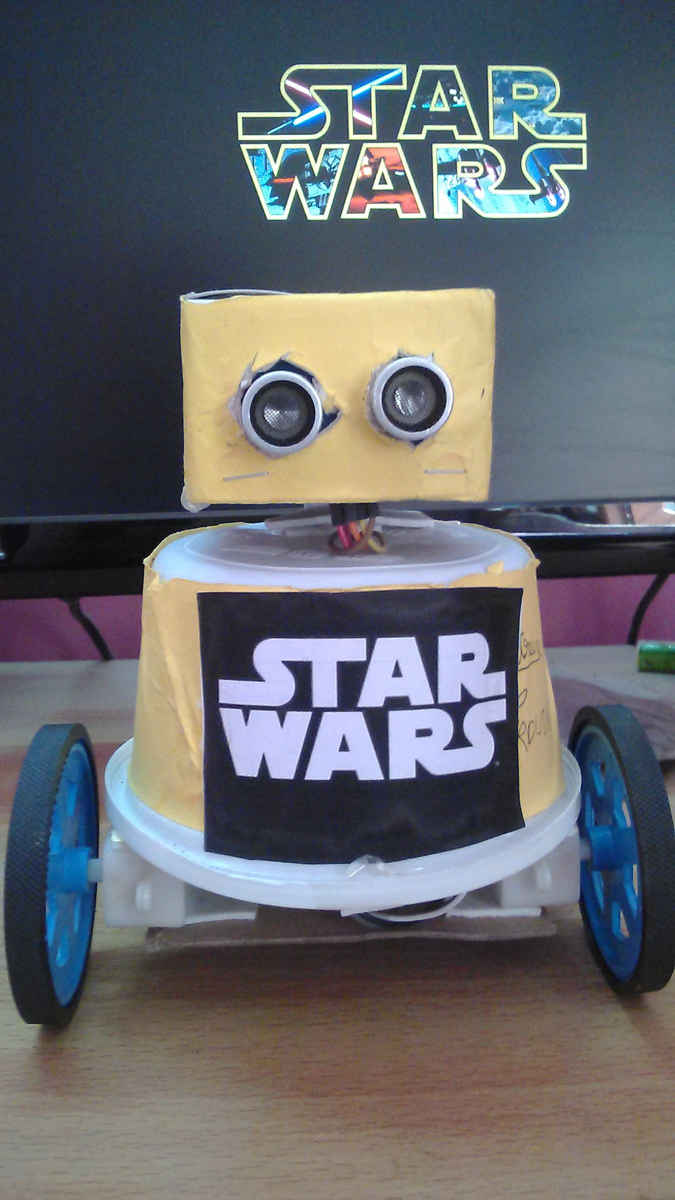 ULTRASONIC SENSOR ROBOT : 4 Steps - Instructables