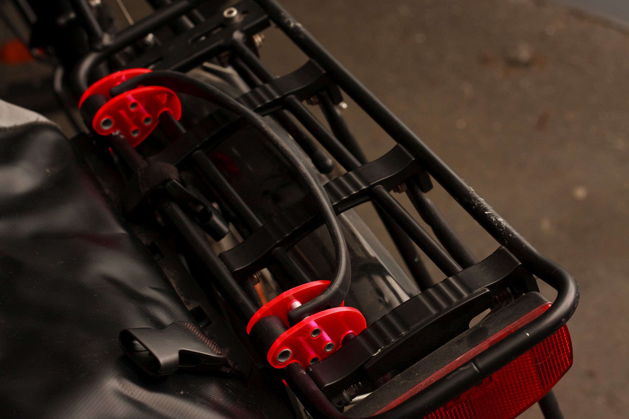 Safe Clasps for Bike Pannier Bags : 15 Steps (with Pictures ...