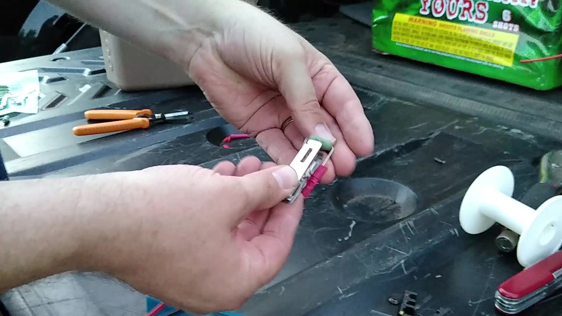 Bluetooth Firework Controller : 13 Steps - Instructables