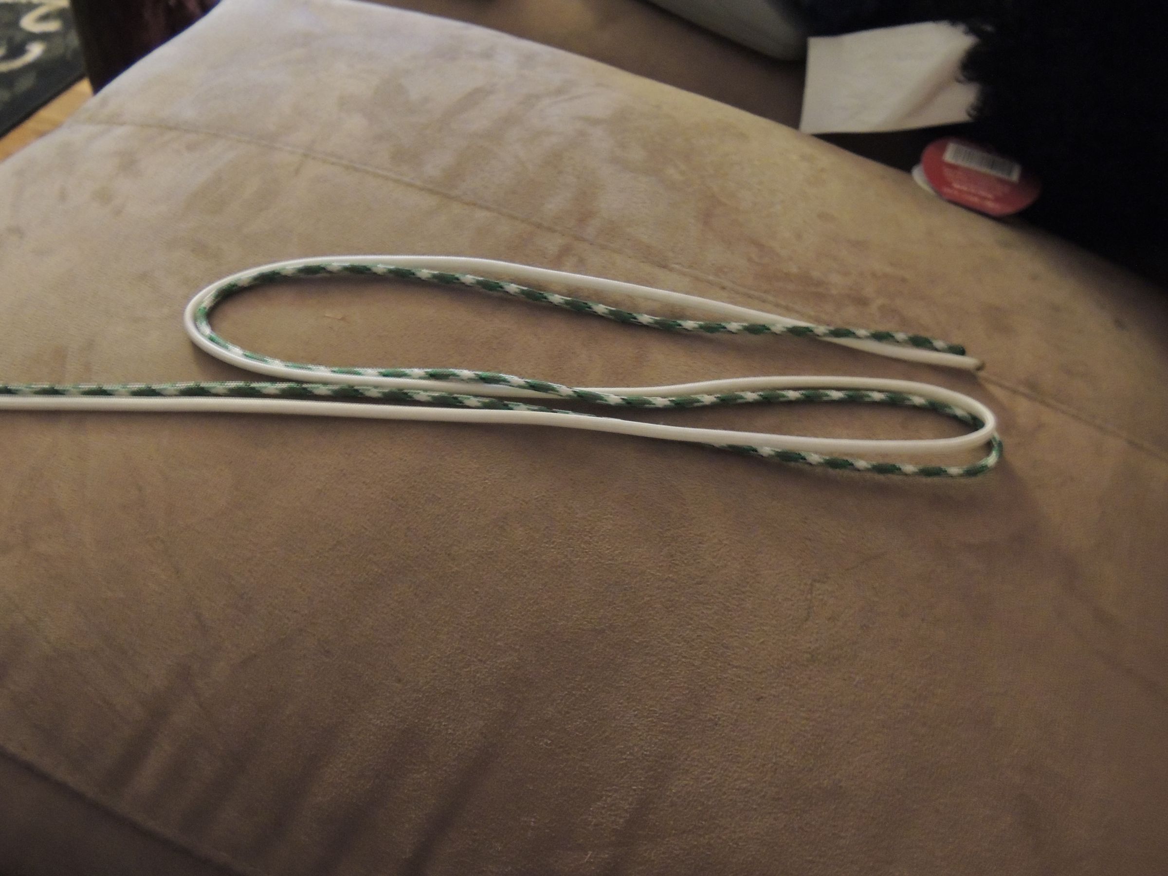 Paracord Cross (Square Braid) : 10 Steps - Instructables