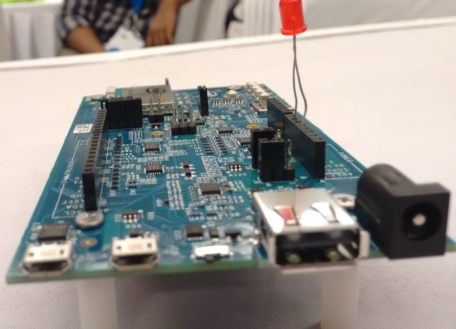 SMART BAND (Intel IOT) : 6 Steps - Instructables