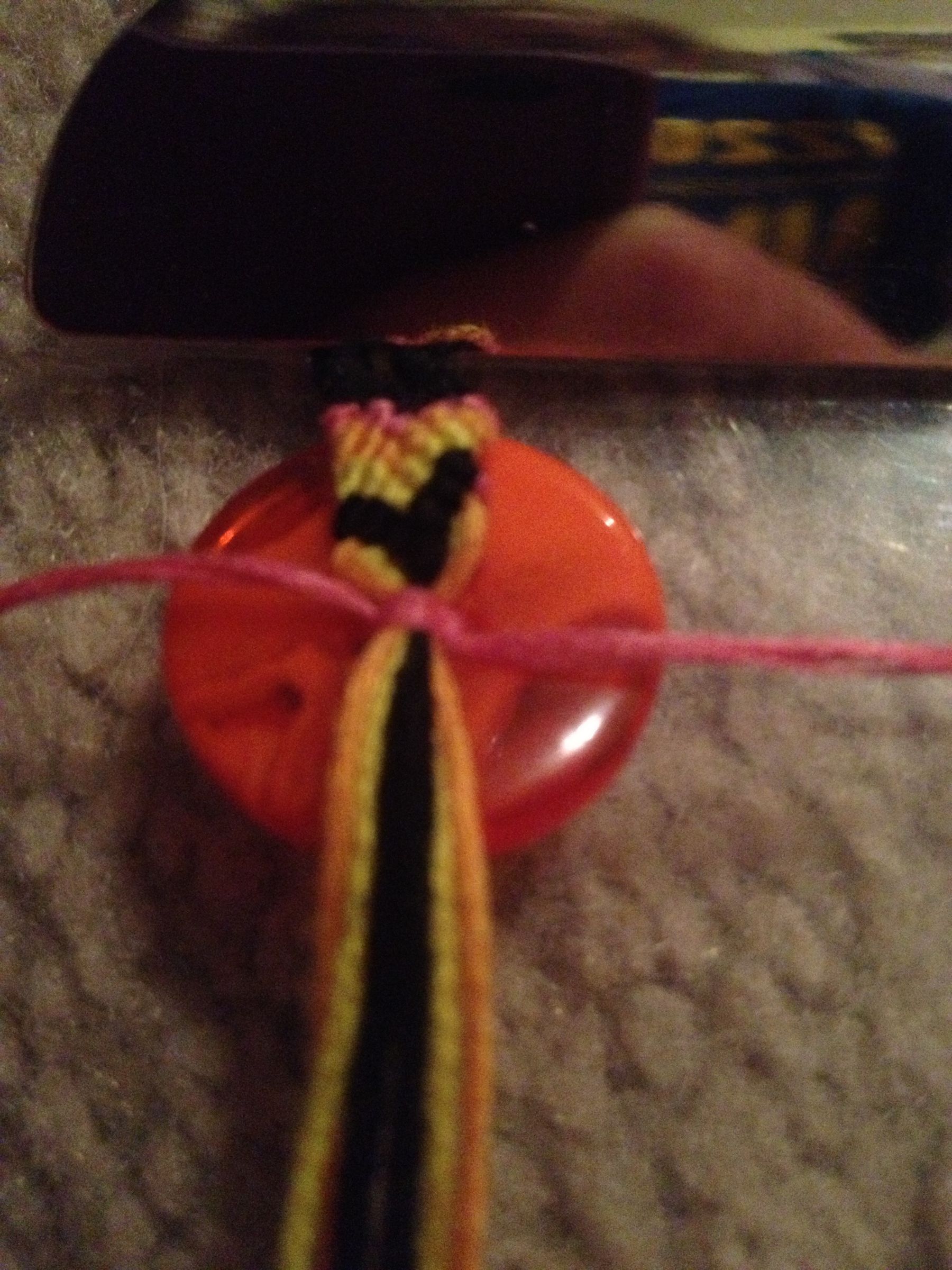 How to Add a Button to a Friendship Bracelet : 7 Steps - Instructables