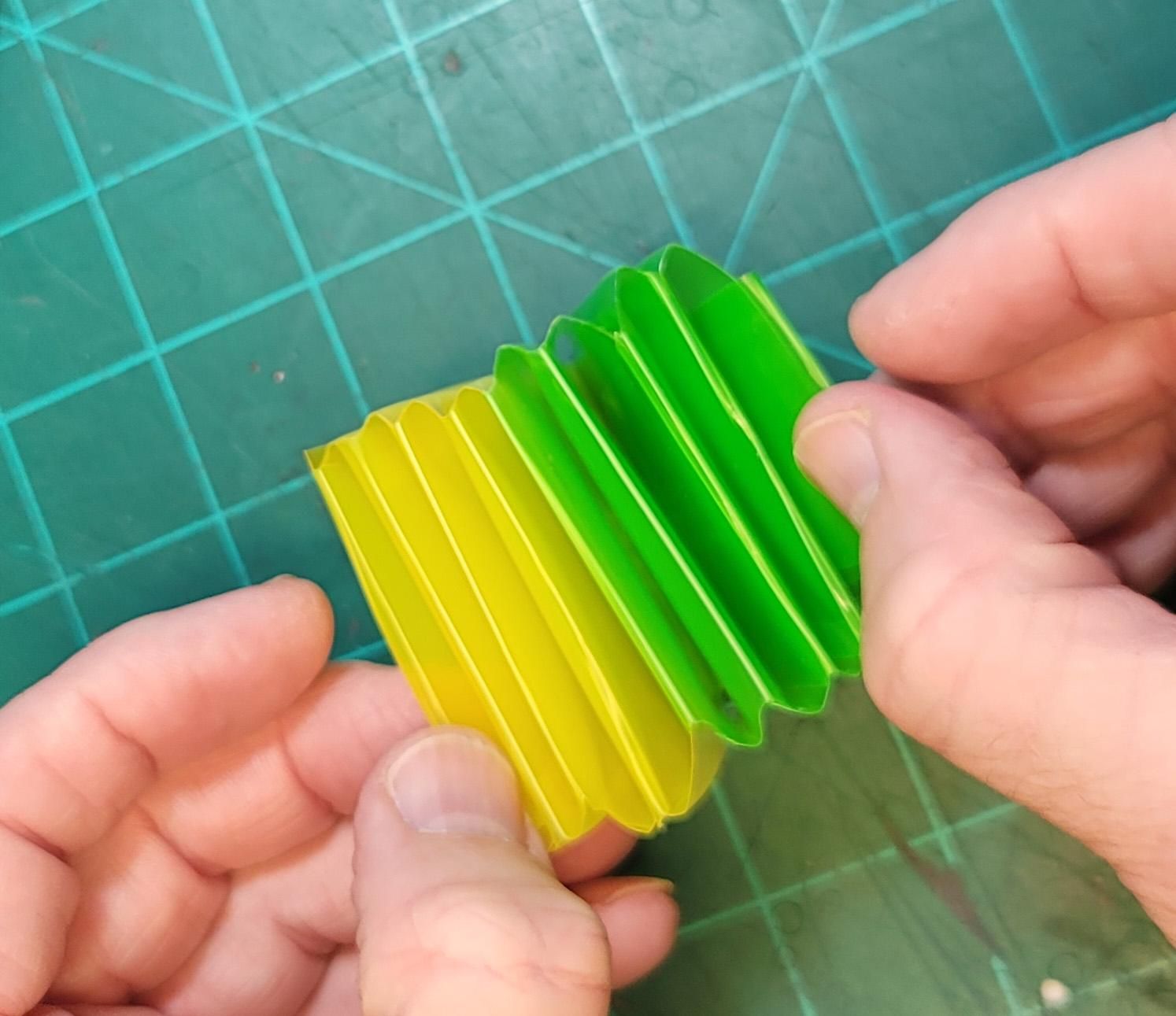 Improved Pelican G5 Wallet Card Index Mod : 4 Steps - Instructables