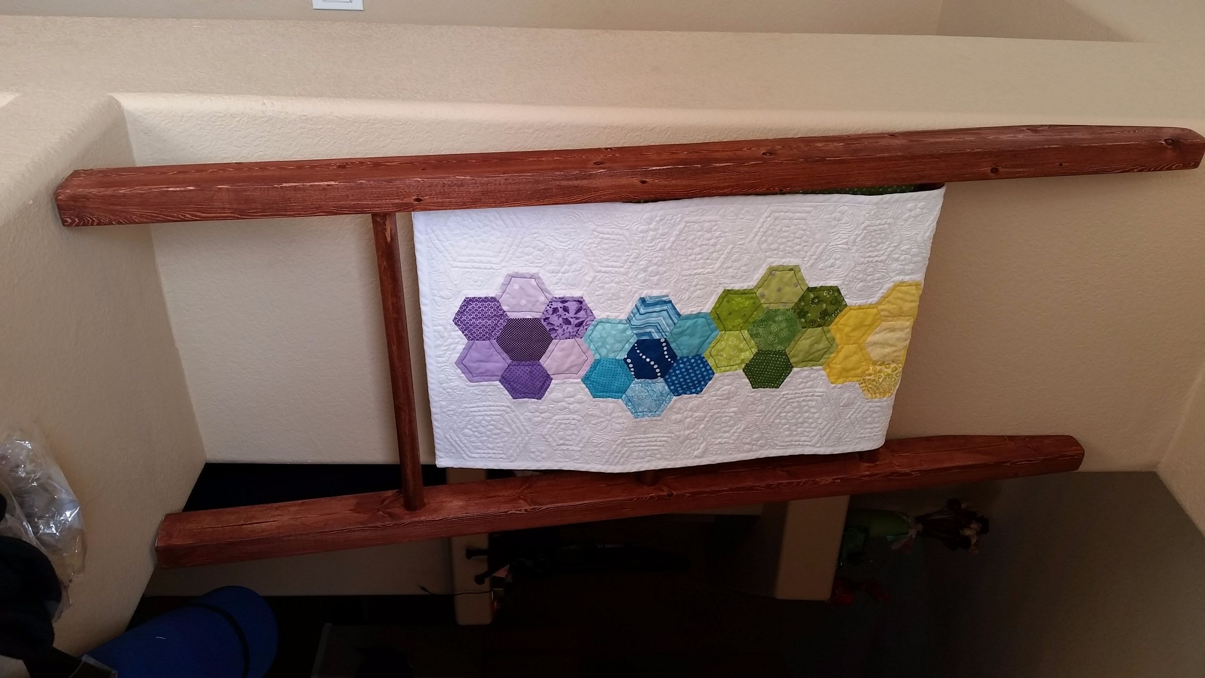 Hexagon English Paper Hand Piecing : 8 Steps (with Pictures ...