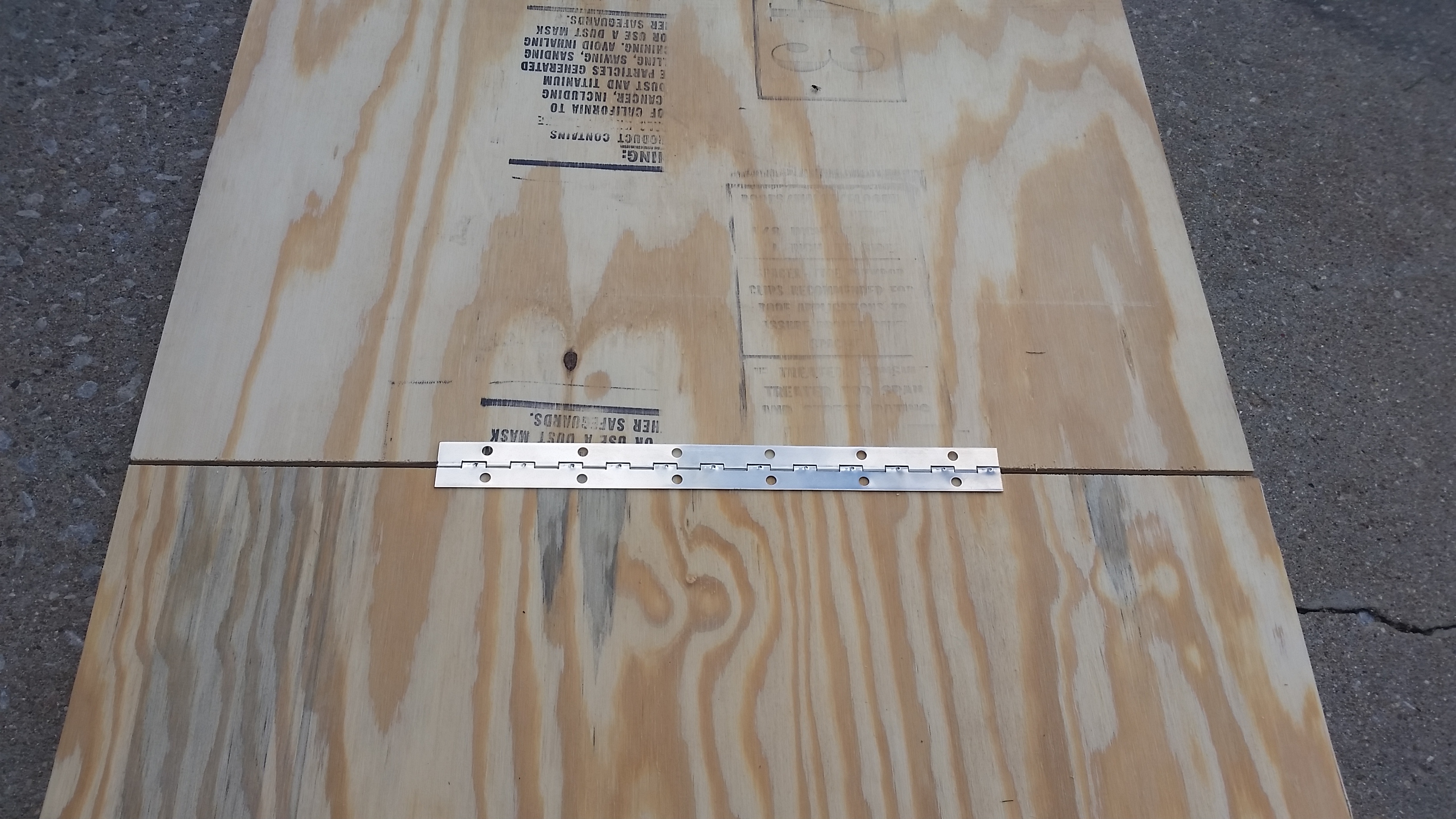 Quick and Easy Folding RC Ramp : 4 Steps (with Pictures) - Instructables