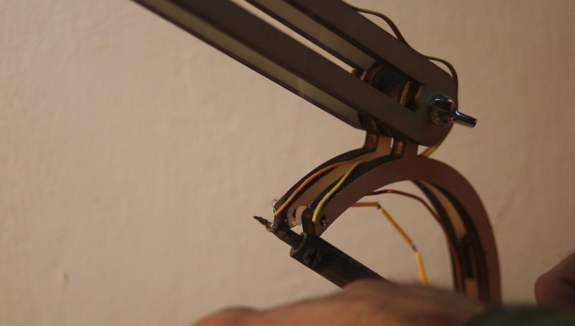 Laser Cut Adjustable Table Lamp : 10 Steps (with Pictures) - Instructables