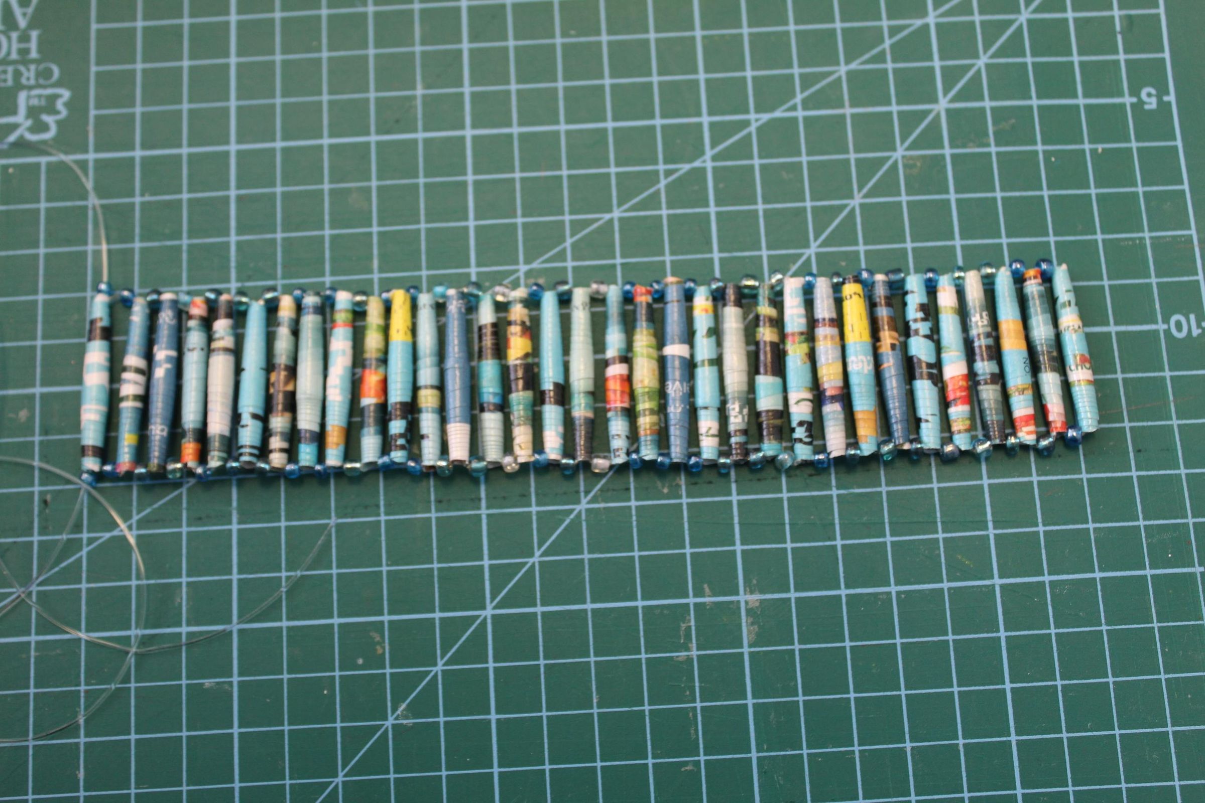 Magnificent Magazine Paper Beaded Bracelet : 10 Steps (with Pictures ...