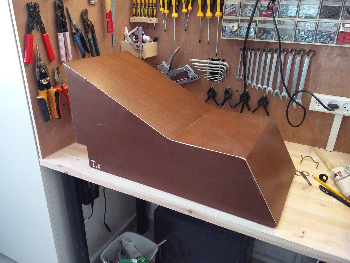 Simhasana Bench : 14 Steps (with Pictures) - Instructables