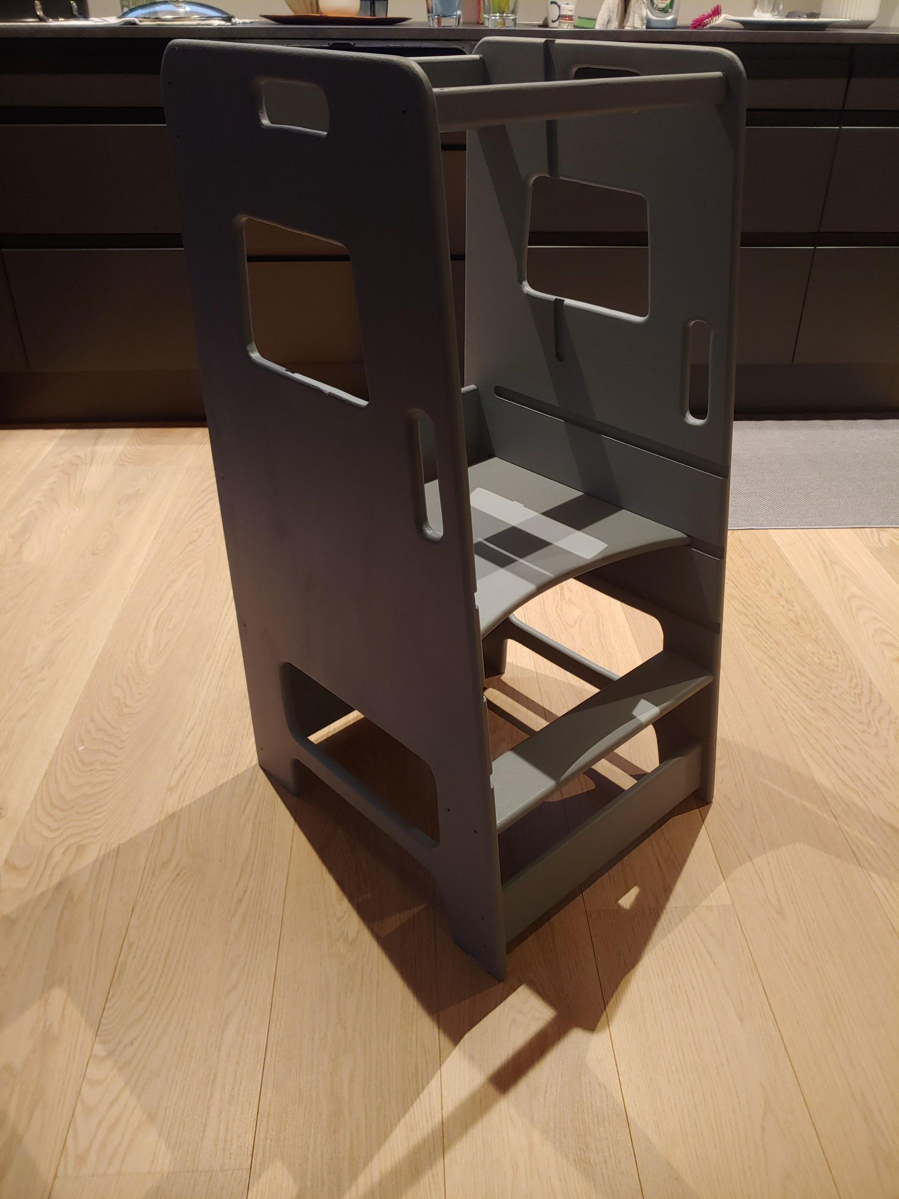 Kitchen Helper With Sliding Step and Drawing Table! : 6 Steps (with ...