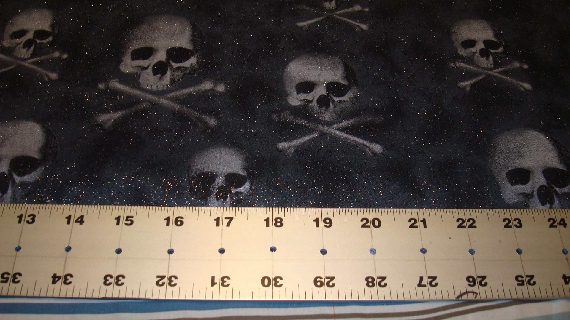 STYLISH INNER TUBE PURSE : 18 Steps (with Pictures) - Instructables