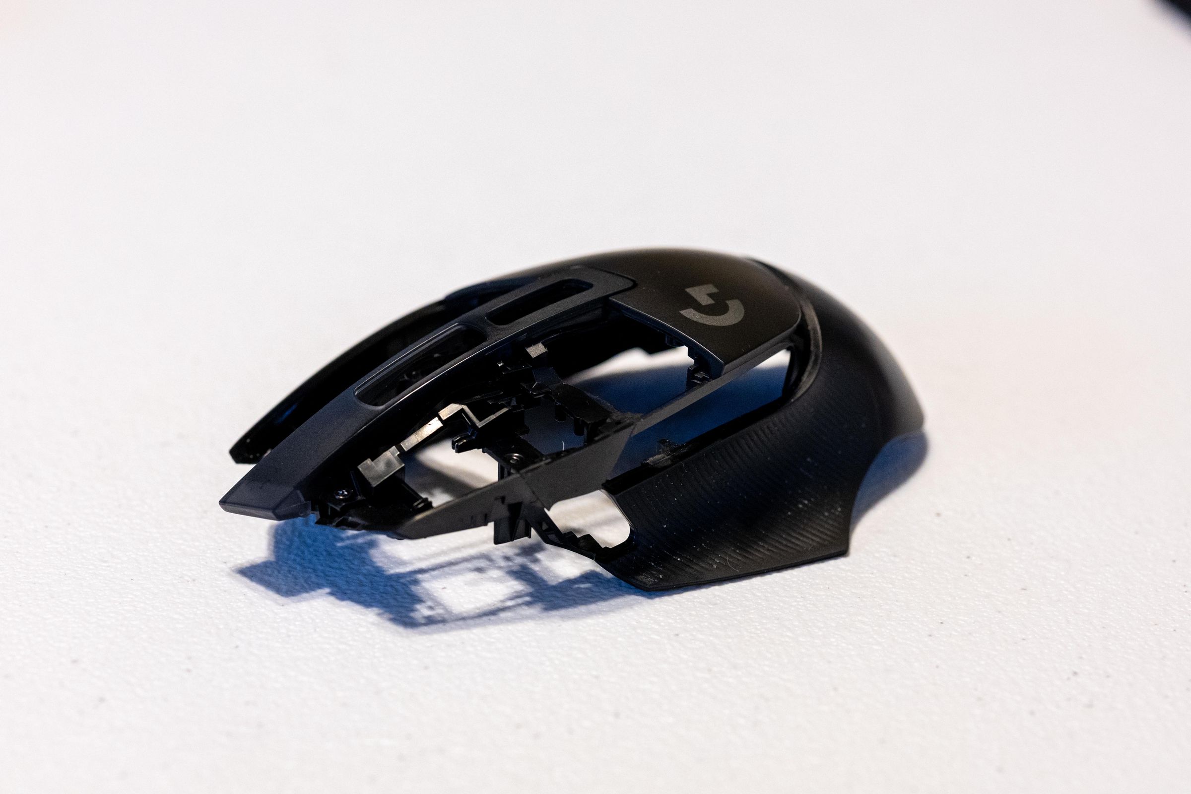 G502X Lightweight Mod Guide : 3 Steps - Instructables