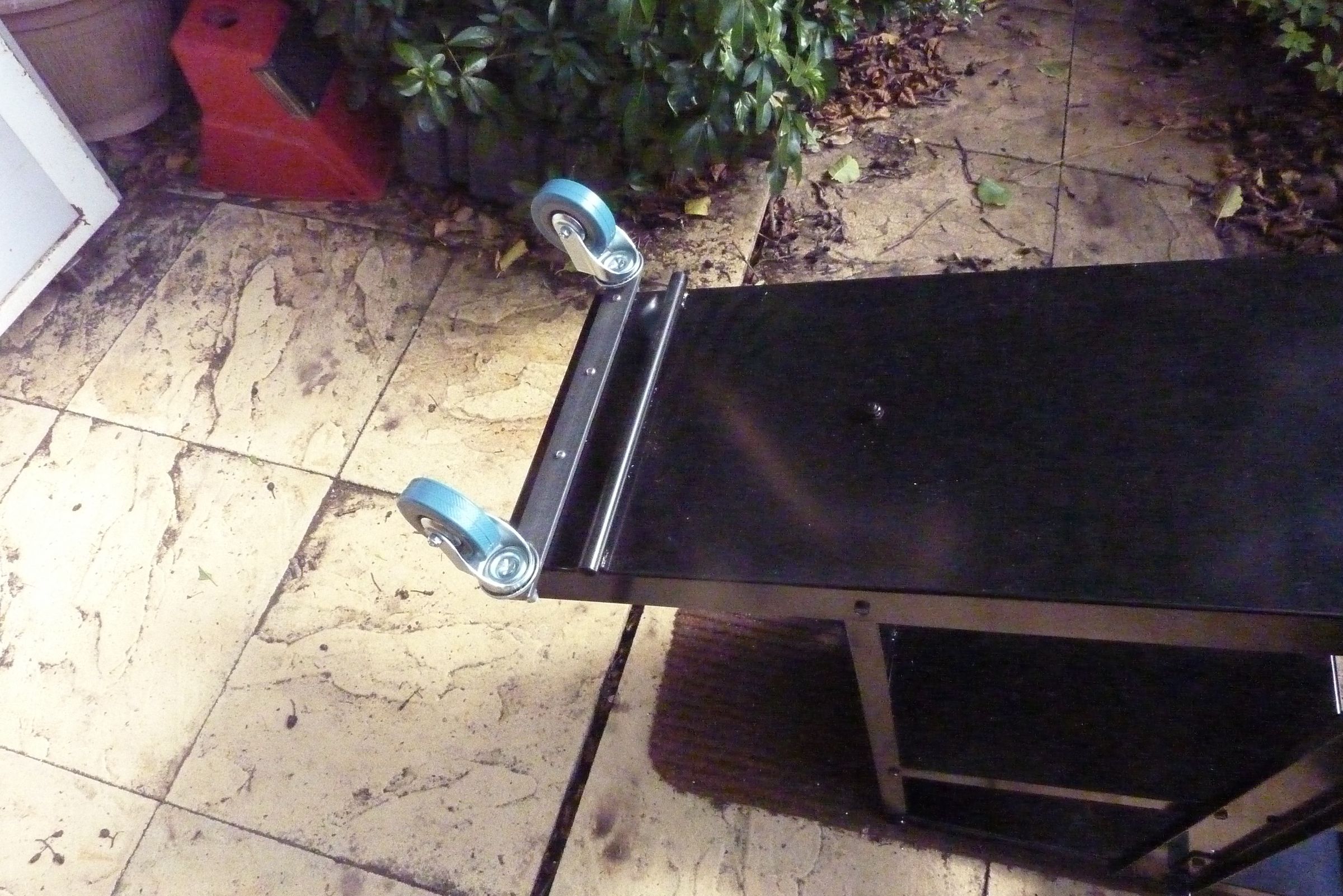 Quick Welding Trolley Mod : 3 Steps - Instructables