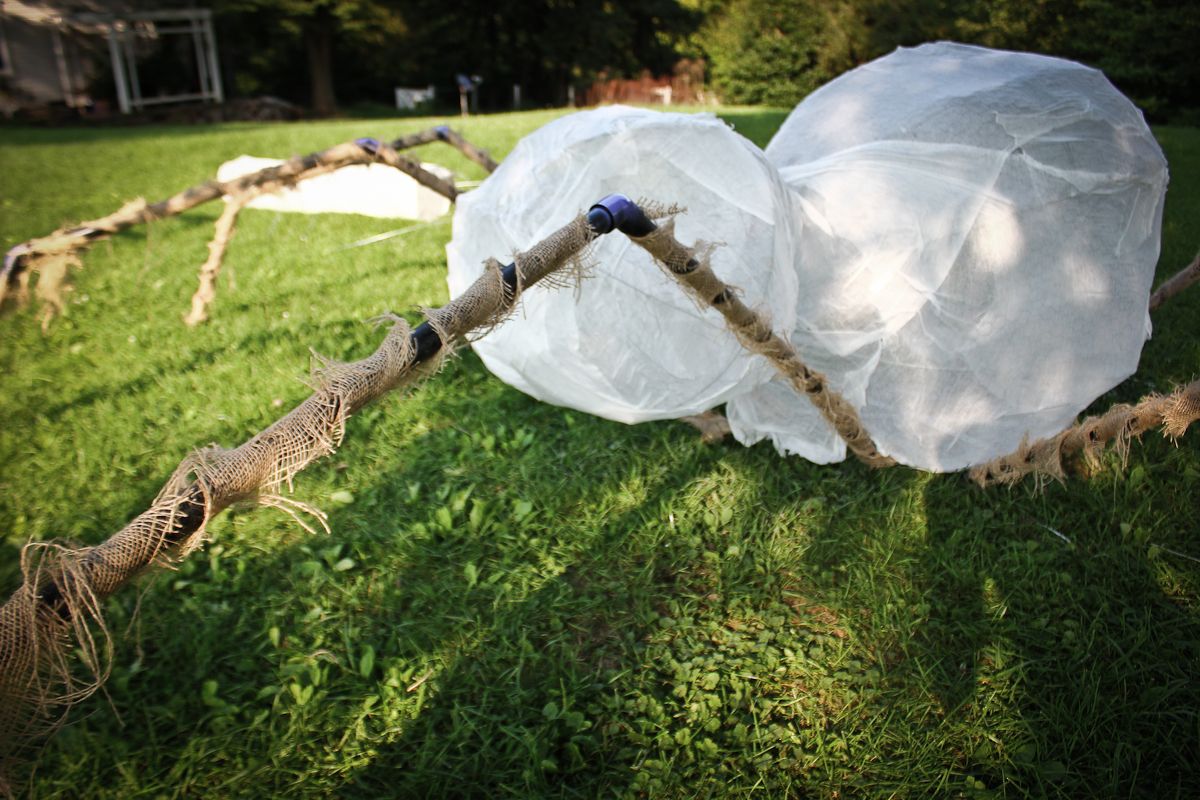 The Build of a Giant Spider : 7 Steps (with Pictures) - Instructables