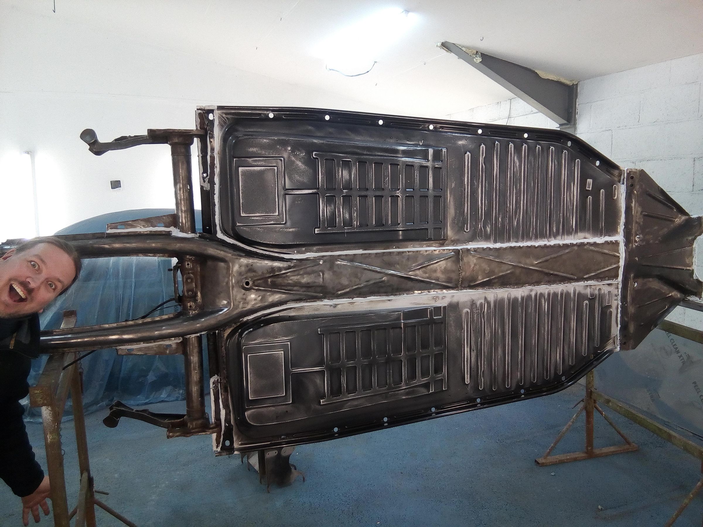 Chassis Restoration on a Volkswagen Beetle Volksrod : 12 Steps (with ...