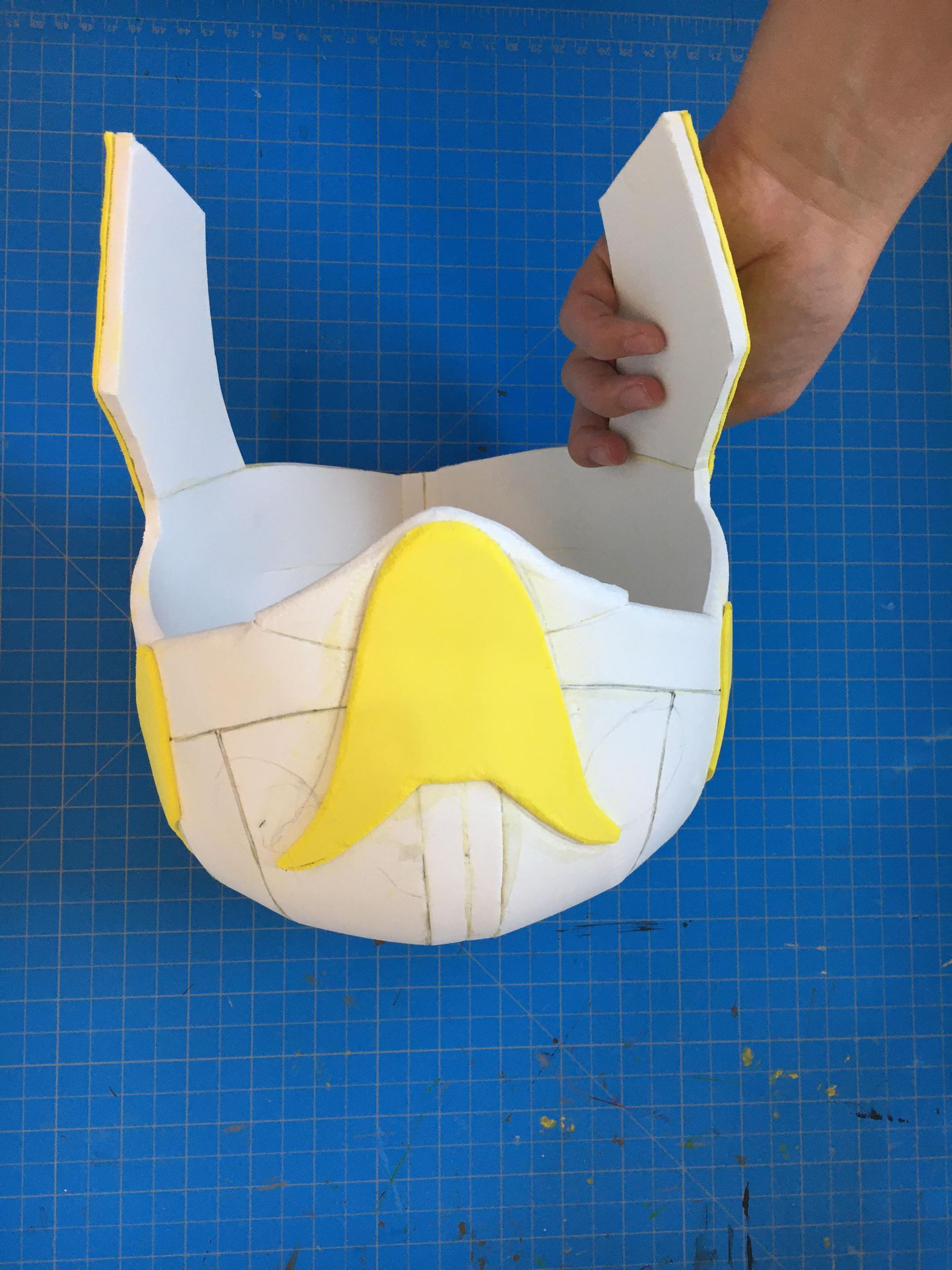 DIY Loki Helmet- Avengers : 11 Steps (with Pictures) - Instructables