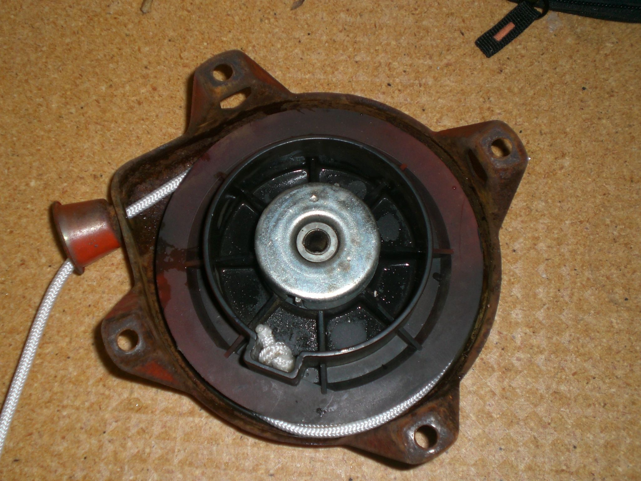 Small Engine Rewind Starter Pull Cord and Handle Replacement : 8 Steps ...