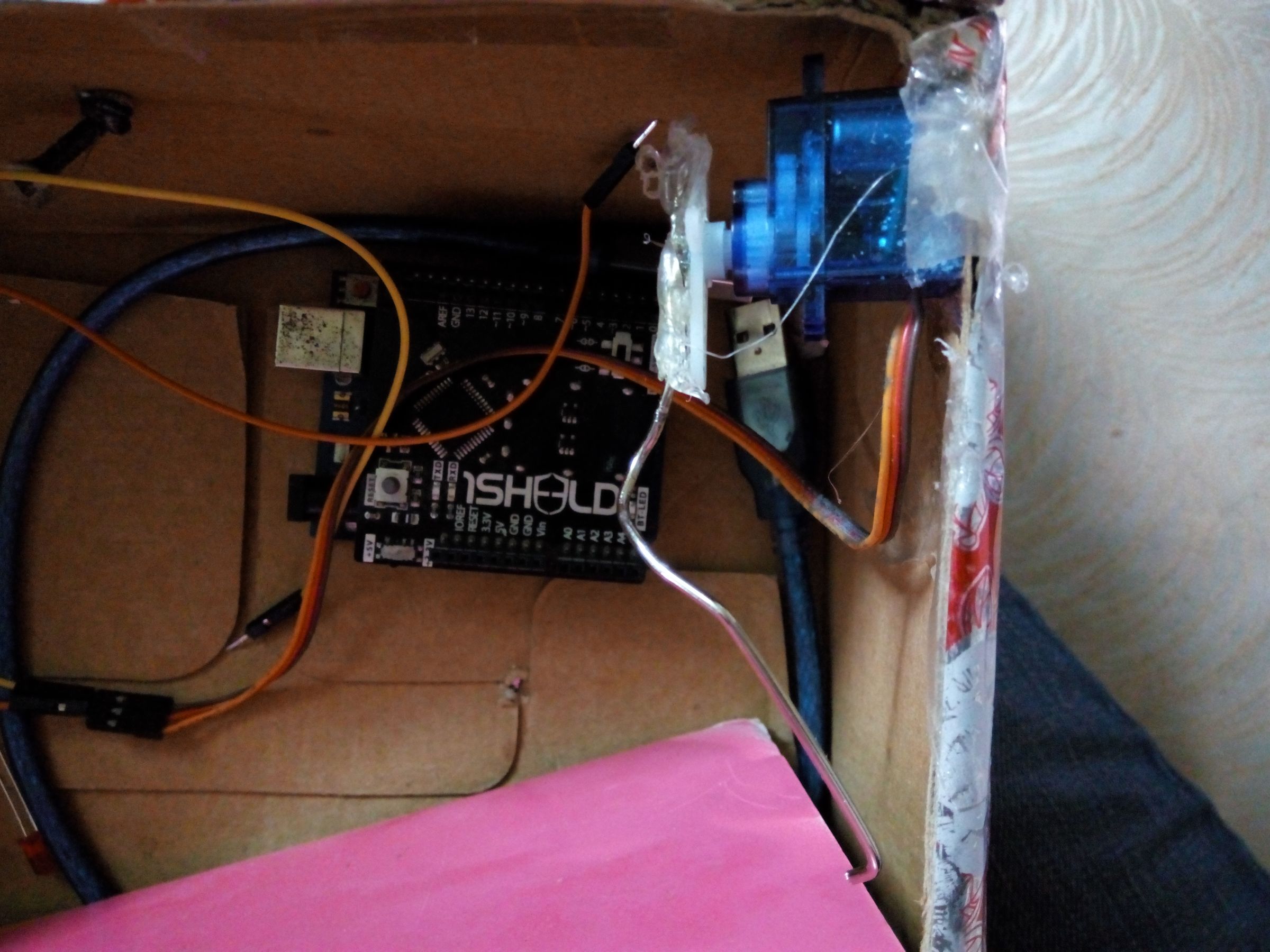 Mother's Day Gift Using Arduino/1sheeld : 6 Steps - Instructables