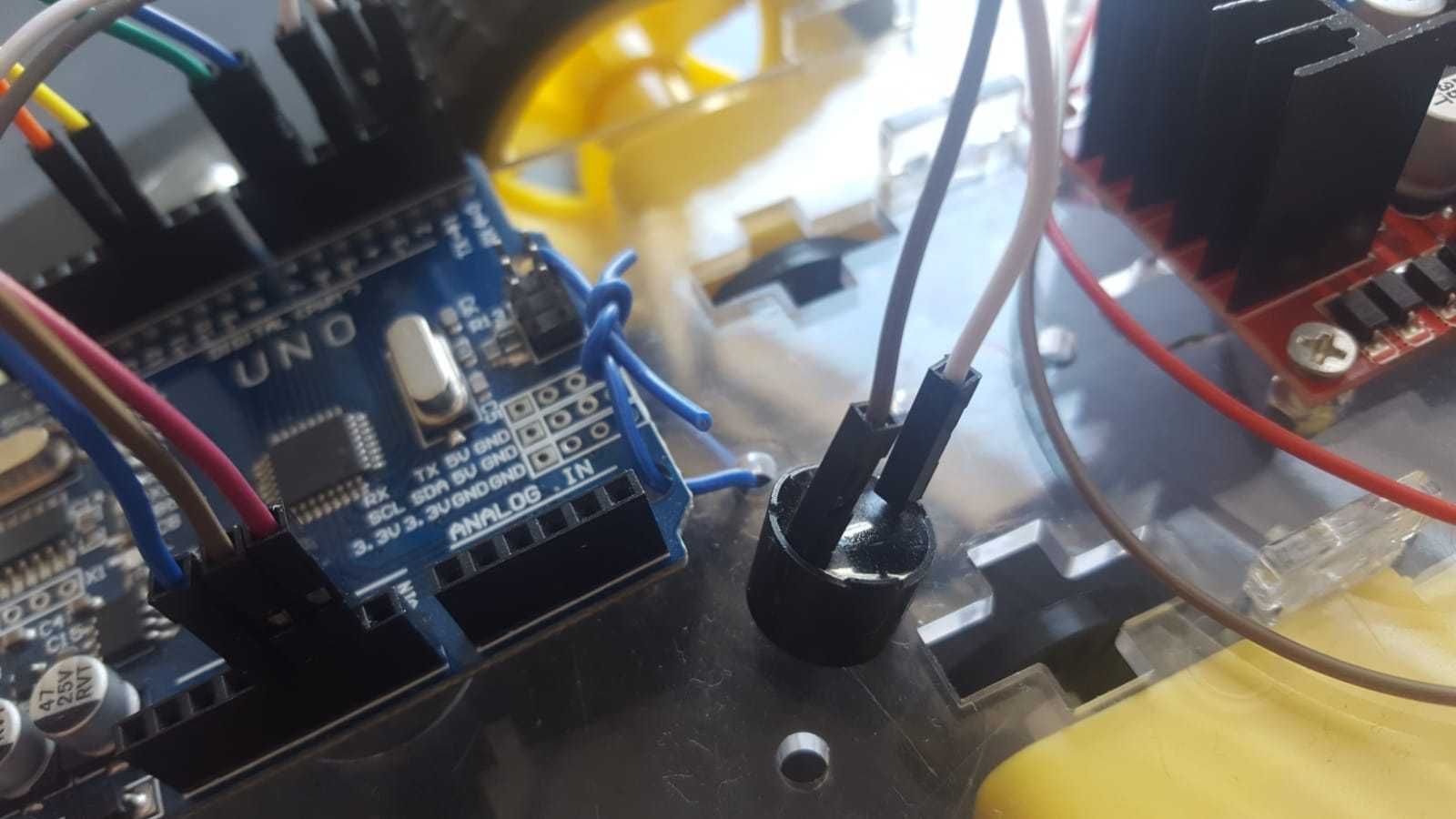 ArduCar - Power Bank Powered 2WD Arduino RC (Bluetooth Controlled) Car ...