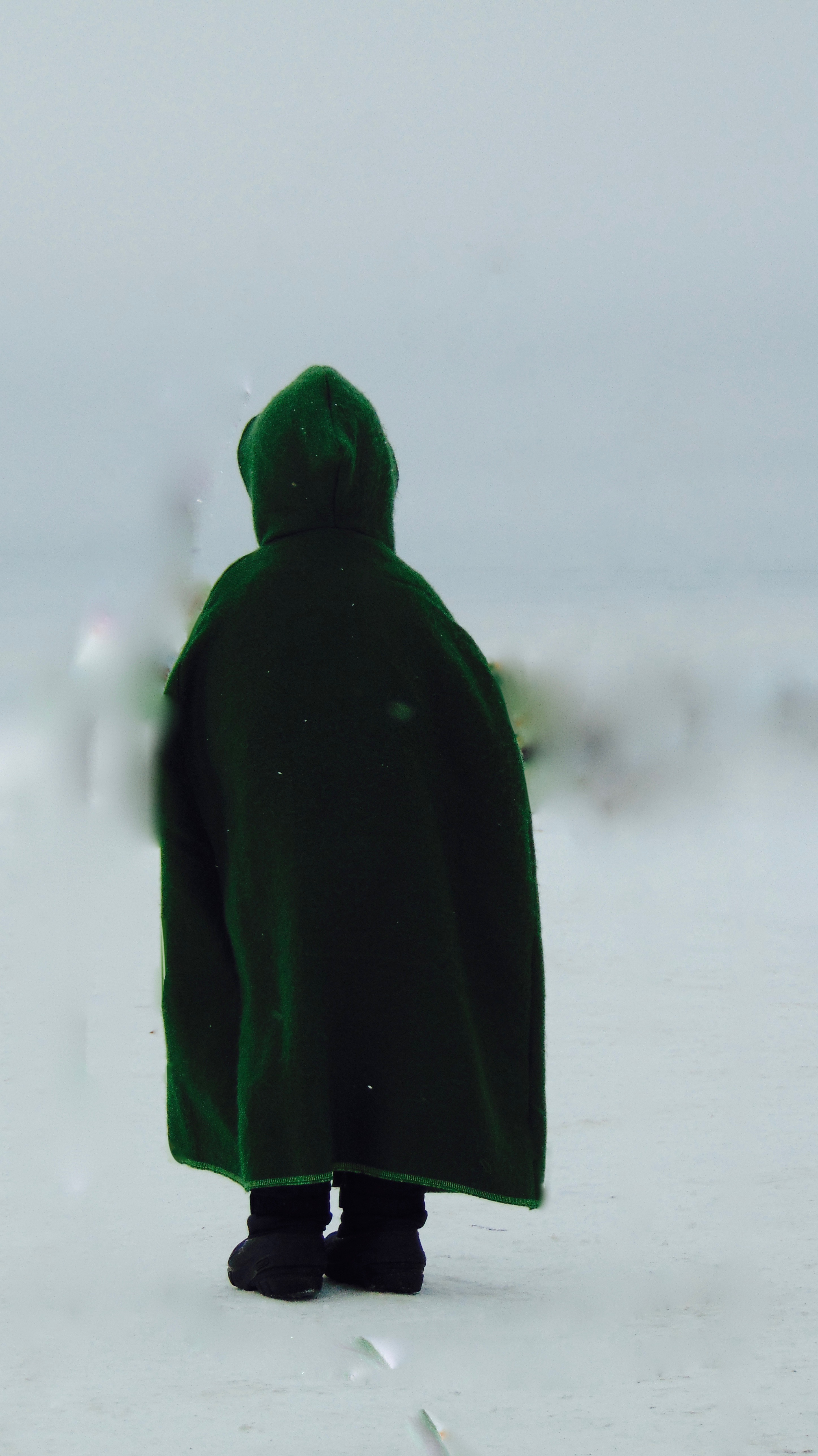 Warm Cloak From an Old Blanket : 12 Steps (with Pictures) - Instructables