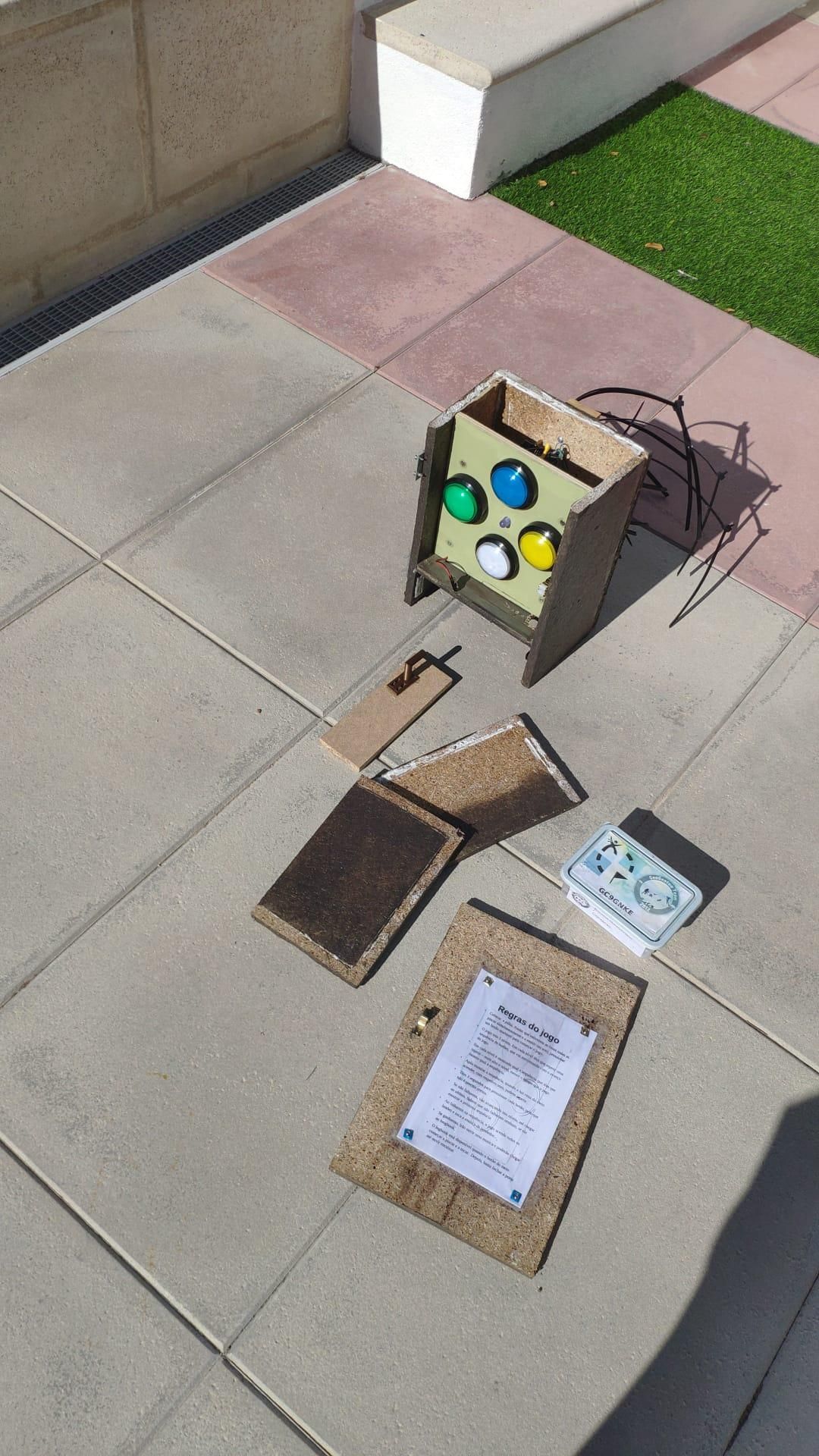 How Good Is Your Memory Geocache (Simon Says) - GC9GNKE : 6 Steps (with ...