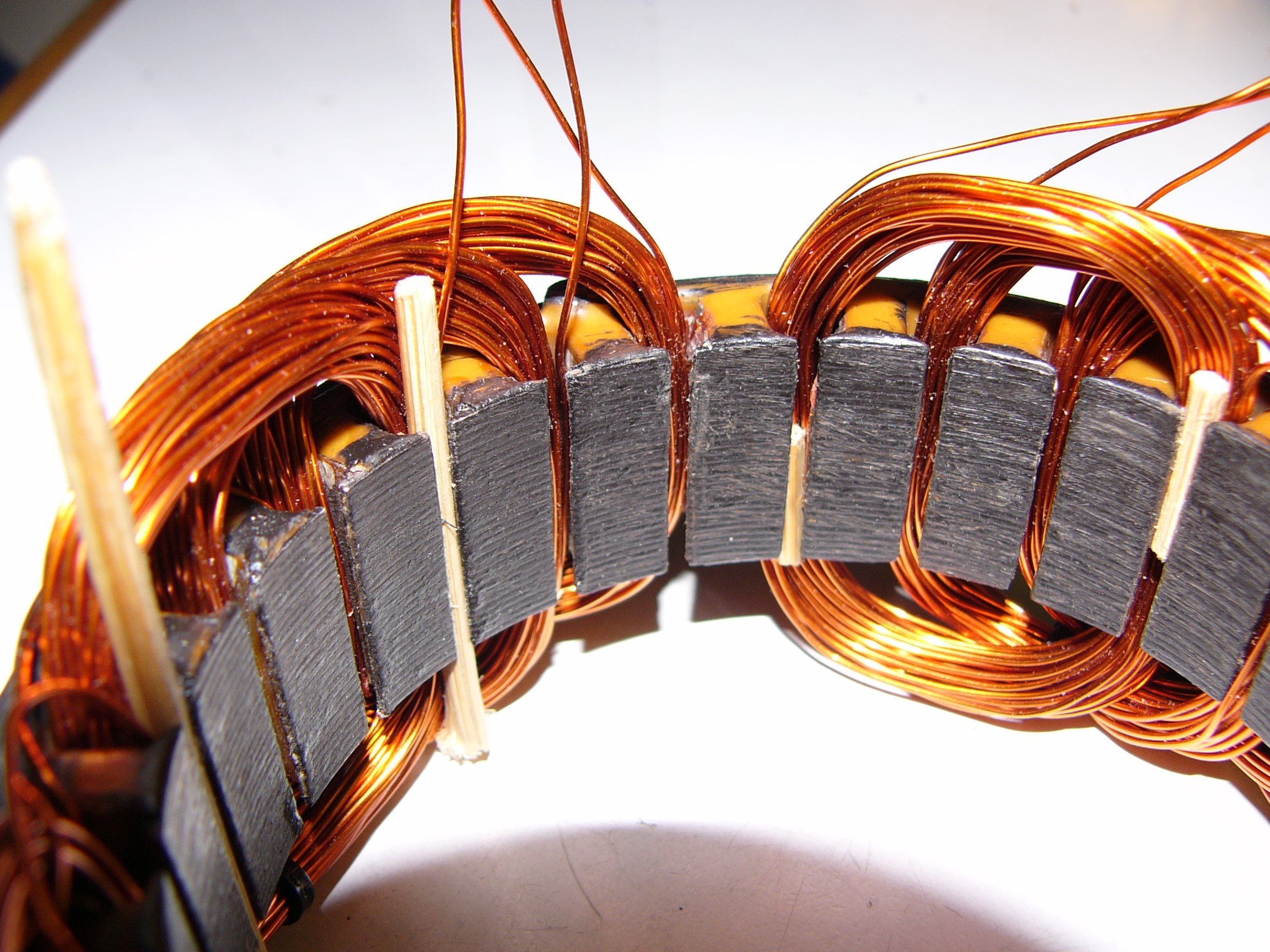How to Rewind an Alternator : 8 Steps (with Pictures) - Instructables