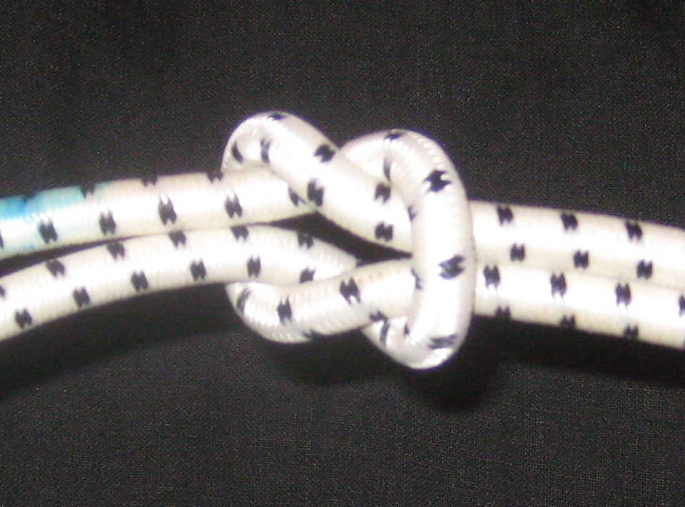 How to Tie a Squareknot! (with Pictures) - Instructables